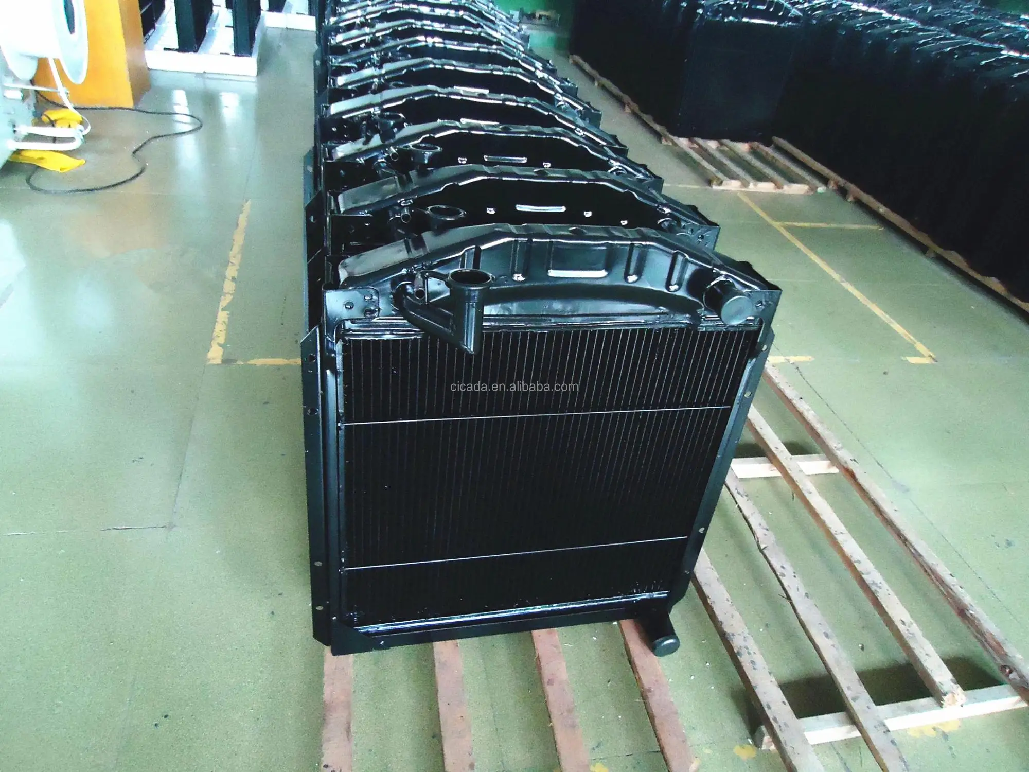 3465005503 - Premium Radiator for MERCEDES-BENZ VITO & SPRINTER