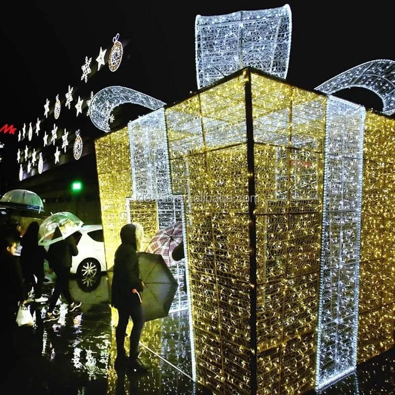 Outdoor Commercial Christmas Giant Large Led Lighted Wire Frame Bauble ...