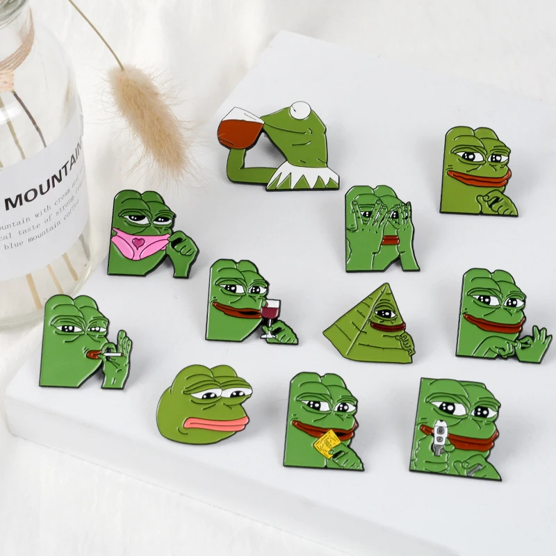 11 Styles Pepe The Frog Meme Enamel Pins Shoot Pyramid Thinking ...