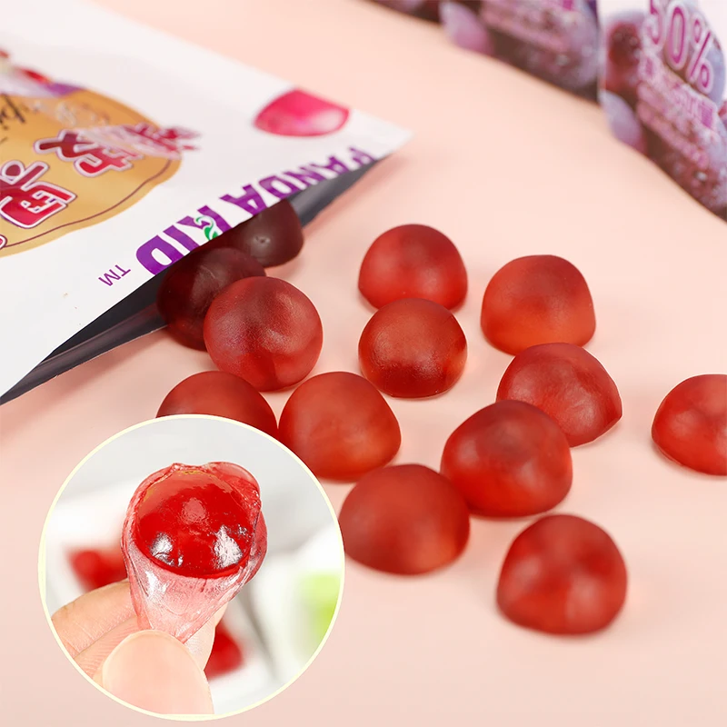 4d Peeled Grape Shape Fruit Juice Soft Candy Halal Gummy Candy Gummies ...