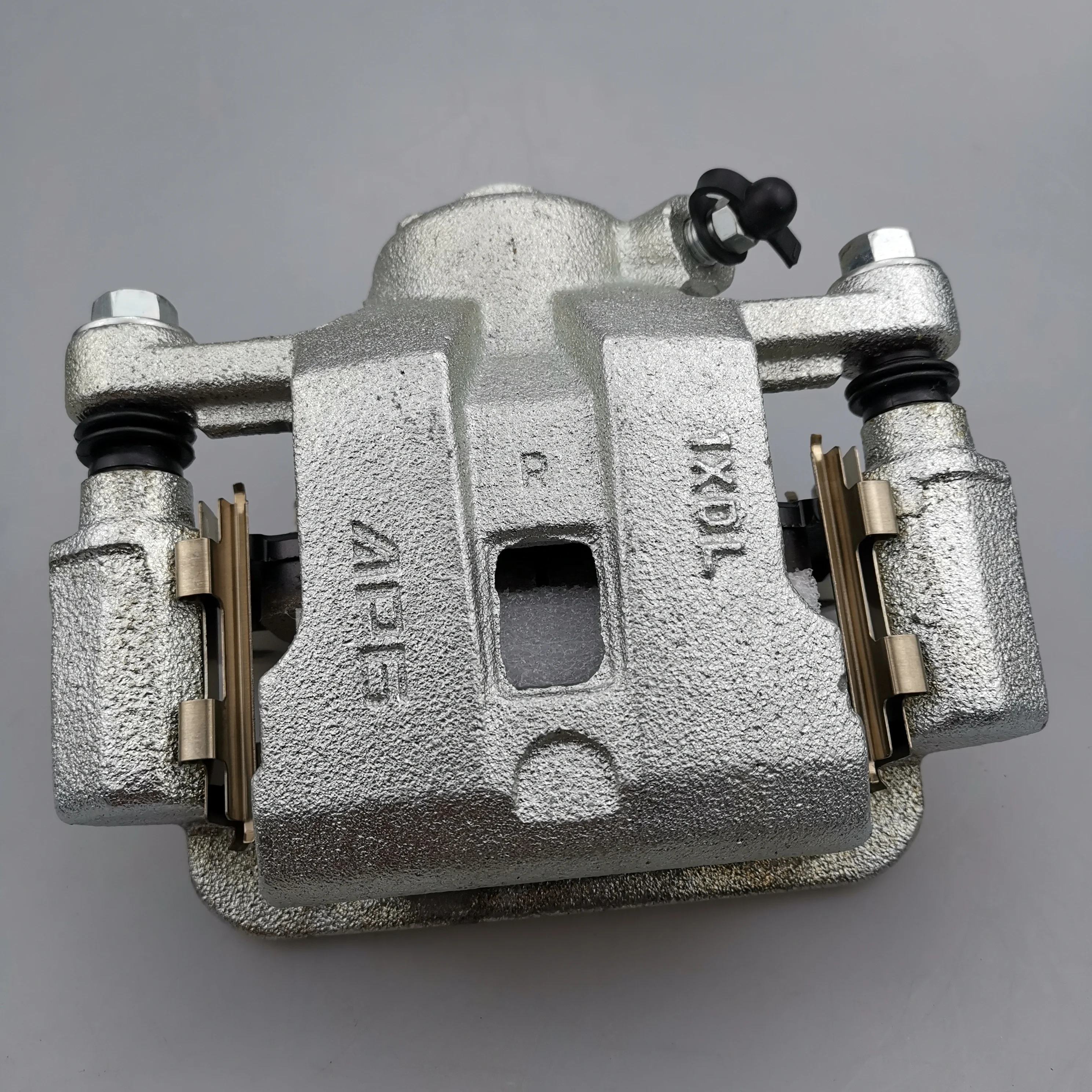 SAIC MAXUS T60 Original Rear Brake Calipers - C00051275 & C00051276