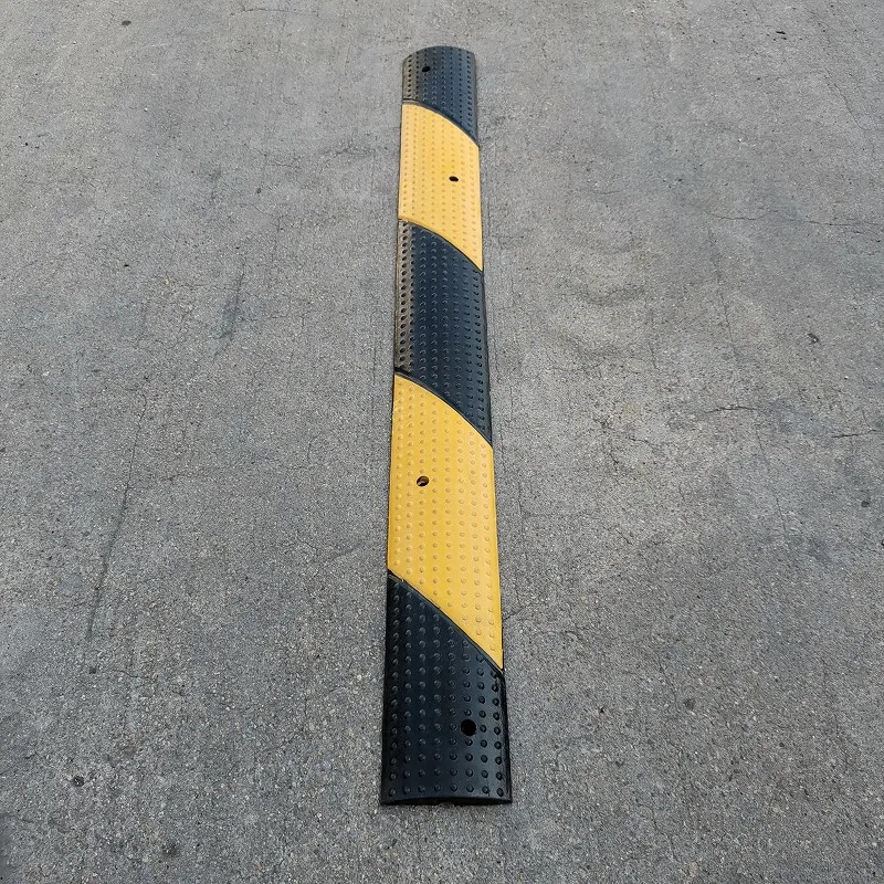 Factory Price Road Traffic Rubber Recycled One Way Round Speed Bump ...
