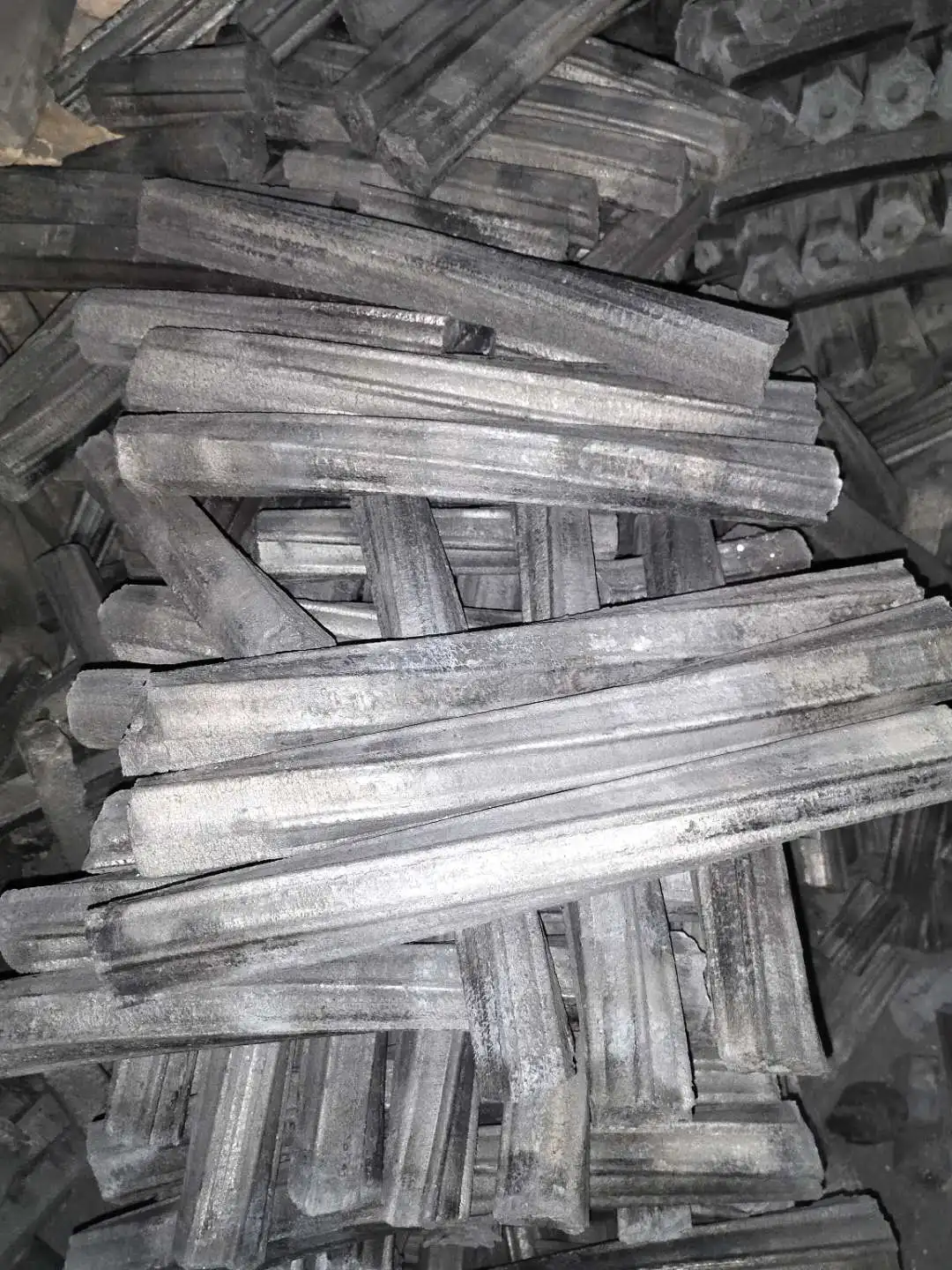 Hqbq0006 Hong Qiang Hexagonal Shape Hardwood Briquette Smokeless Bbq ...