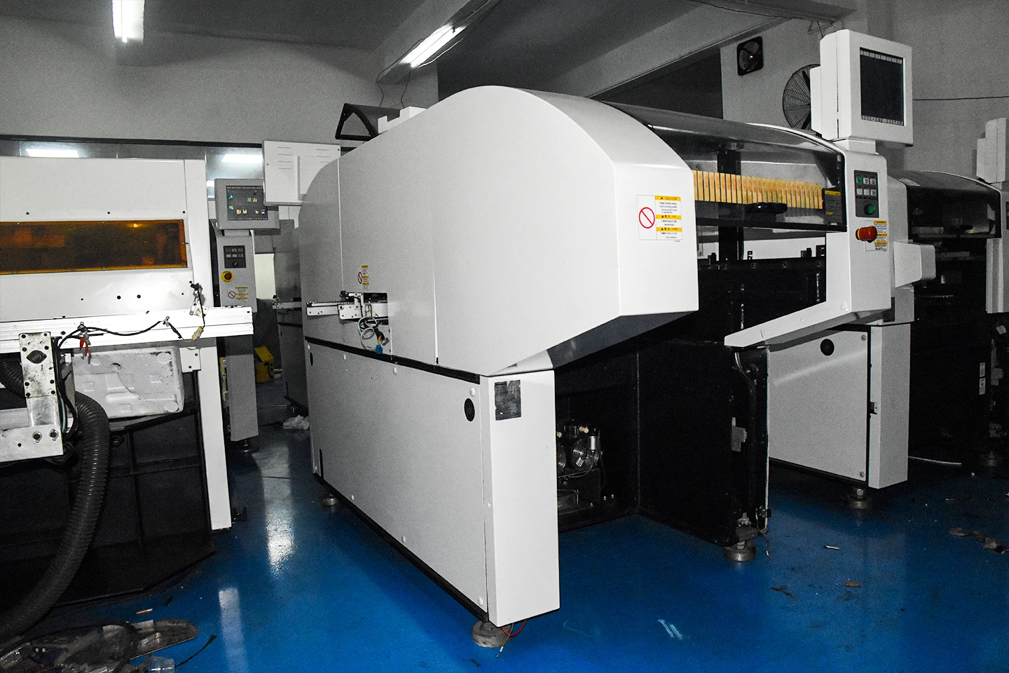 Cm301-d Efficient Smt Placement Chip Mounter Pick And Place Machine For ...