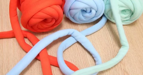 Free Samples Giant Cotton Tube Filled Braid Yarn Machine Washable ...
