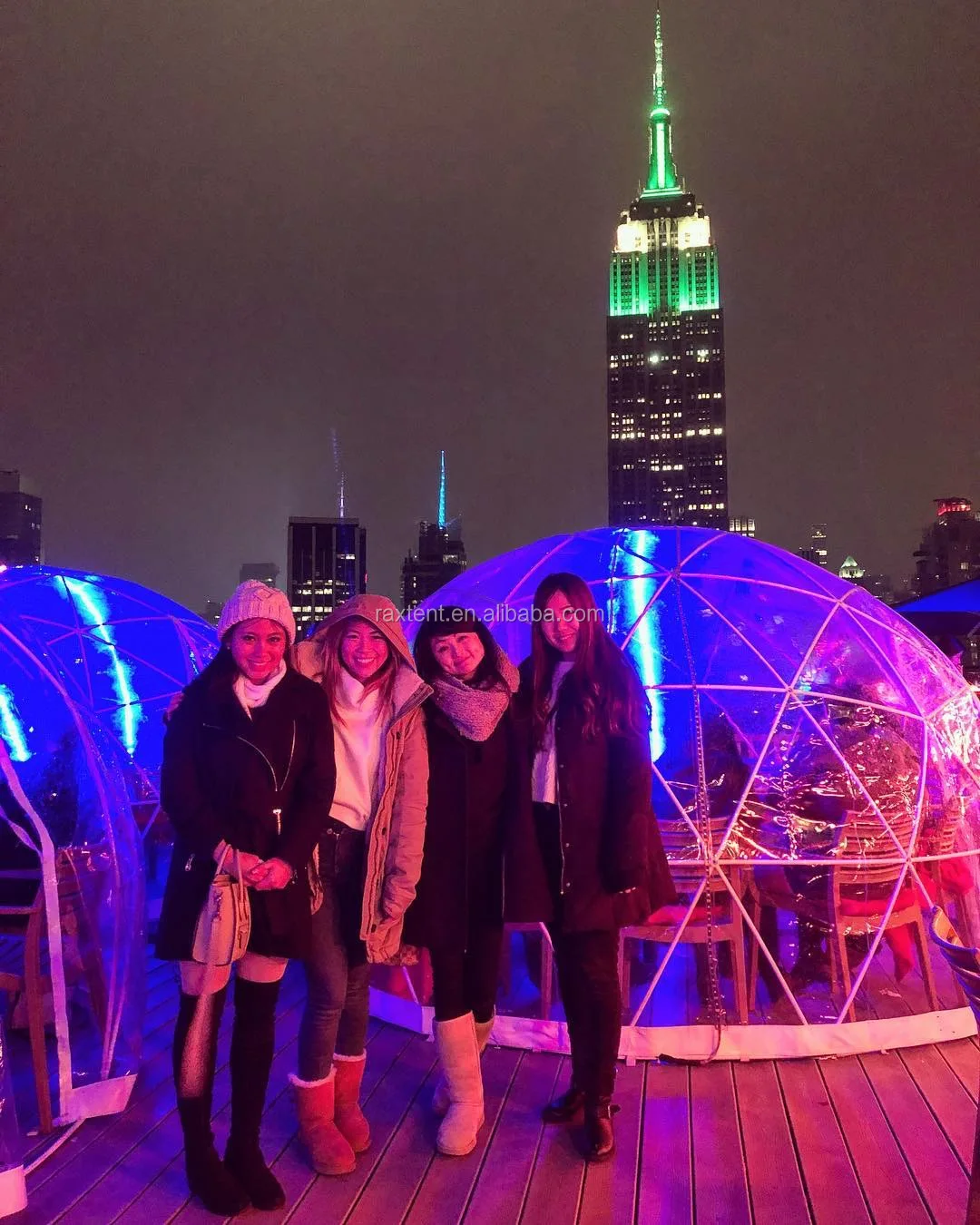 Transparent Igloo Dome Tent Clear Glass Igloo For Glamping In Winter In ...