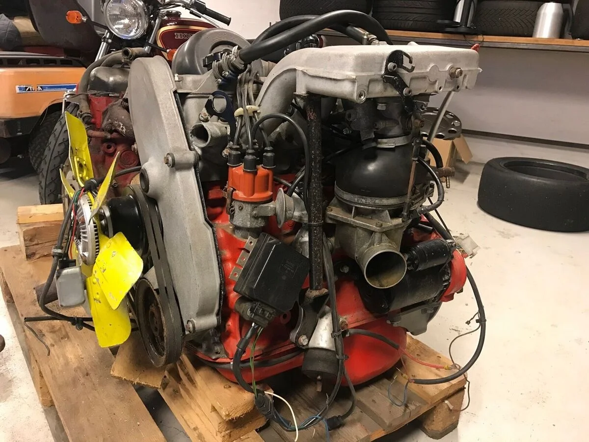 Ignition Distributor for VOLVO B21 Engine - Reliable Performance