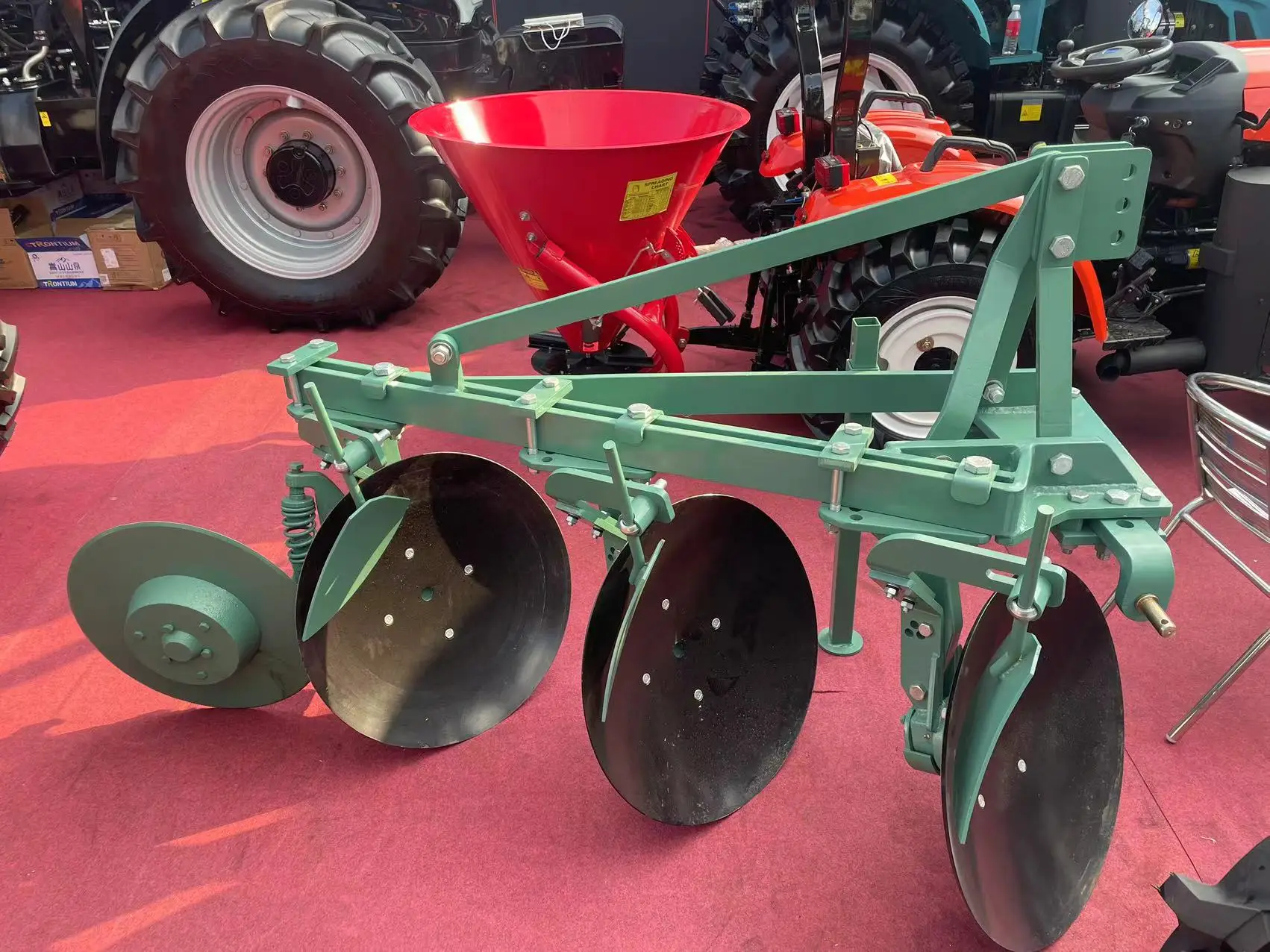 Tractor Steel Frame Disc Plough Suitable For Land In Africa - Buy Disc ...