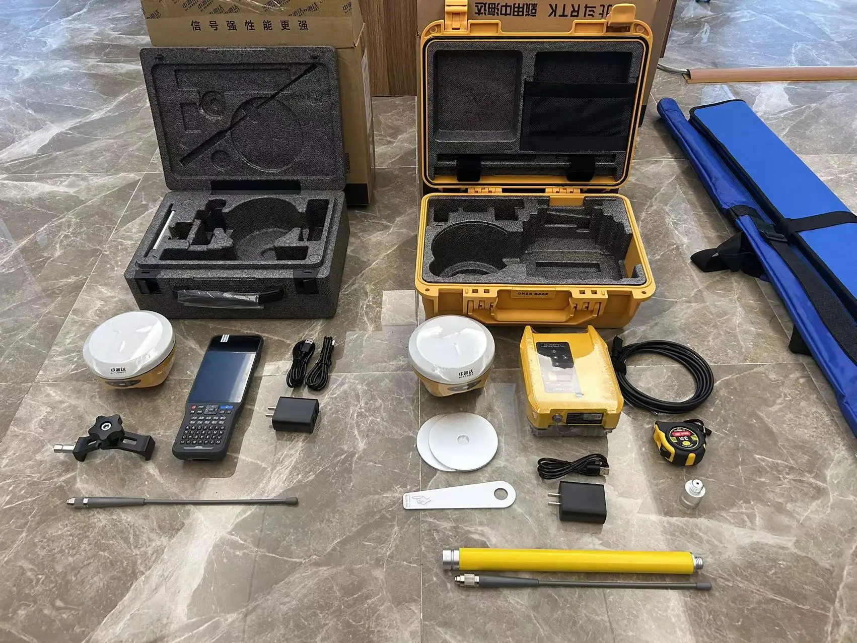 Hi Target V300/V500 GNSS Receiver - 1408 Channels Surveying Instrument