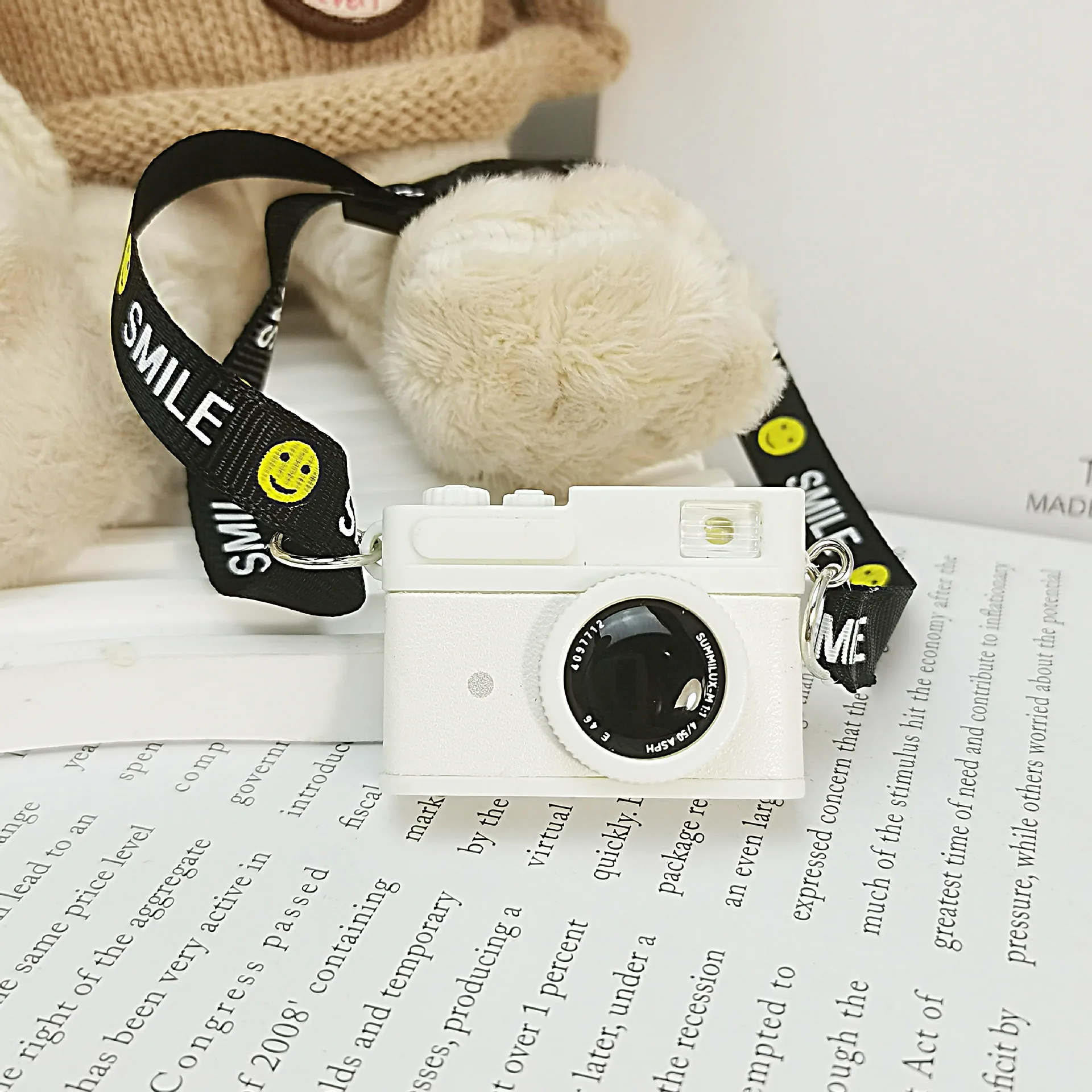 3D Simulated Camera Retro Keychain Mini Camera Lens Key Chain Pendant ...