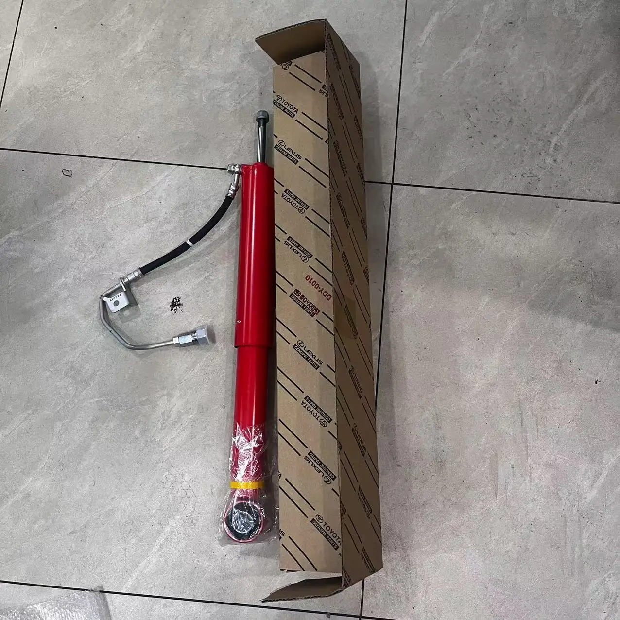 Left Rear Shock Absorber Assembly New Condition Original for Toyota for ...