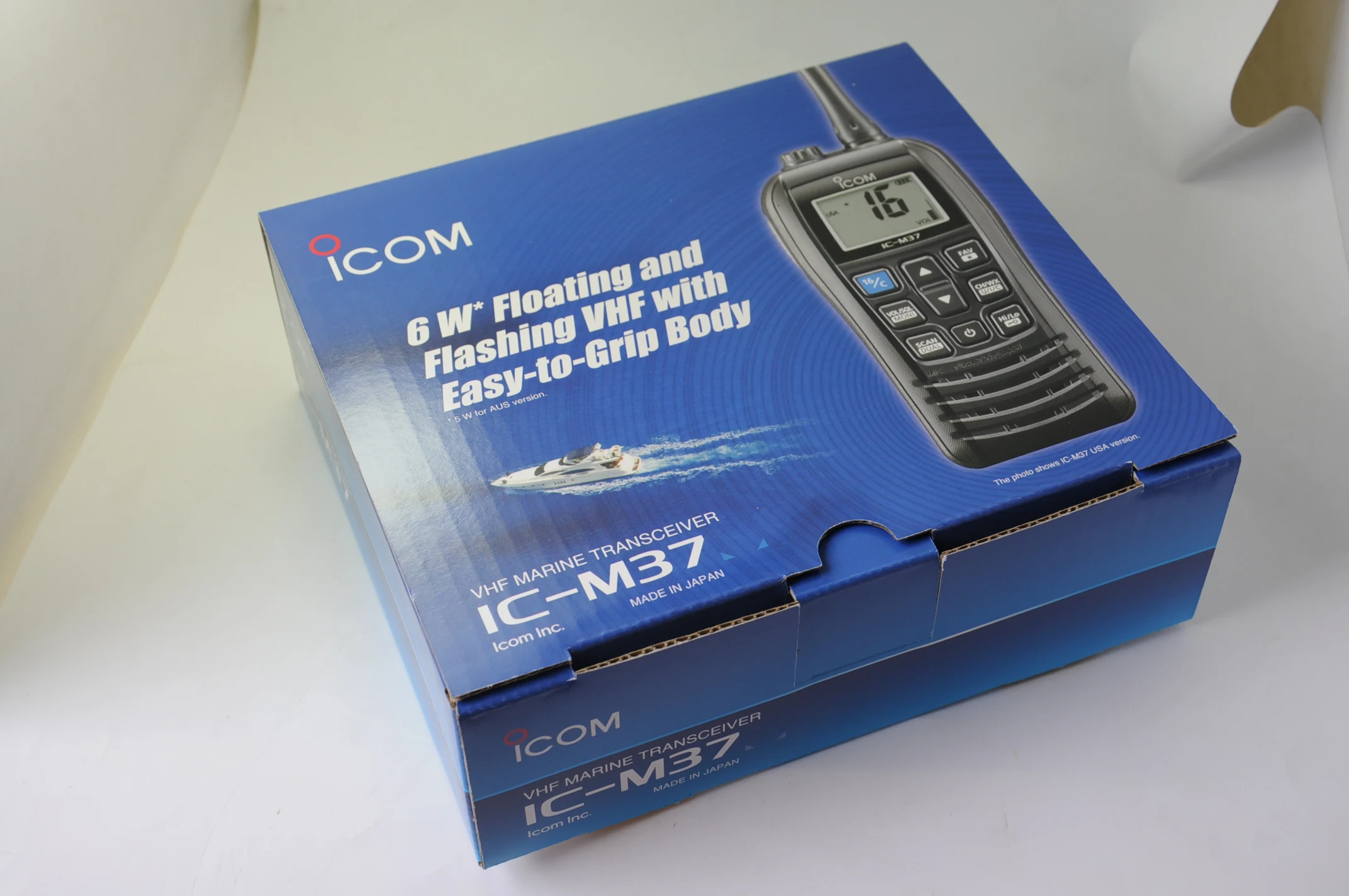 Icom IC-M37 VHF Marine Radio - Reliable Walkie Talkie