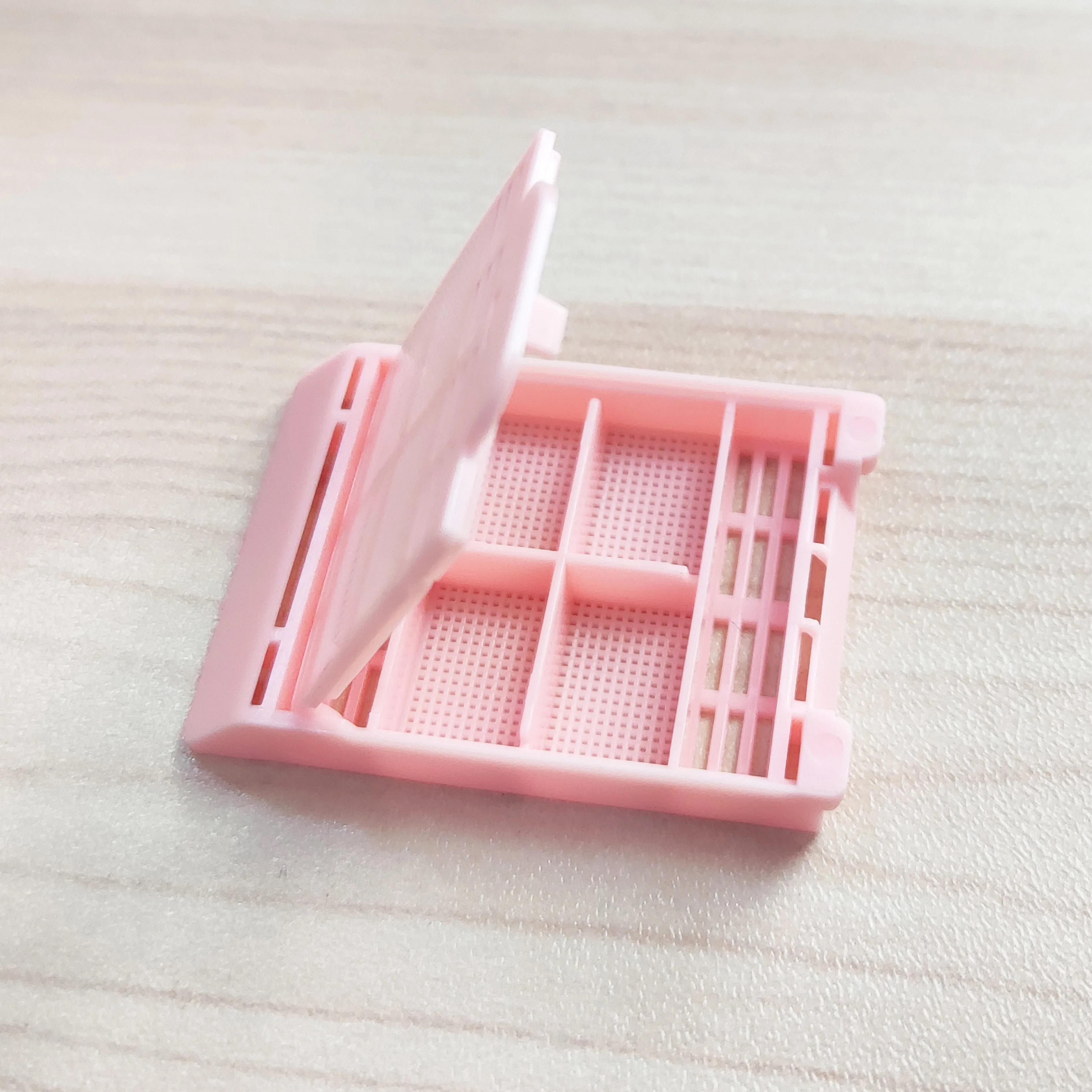 High Quality Plastic Embedding Cassettes For Lab Use With Reasonable ...