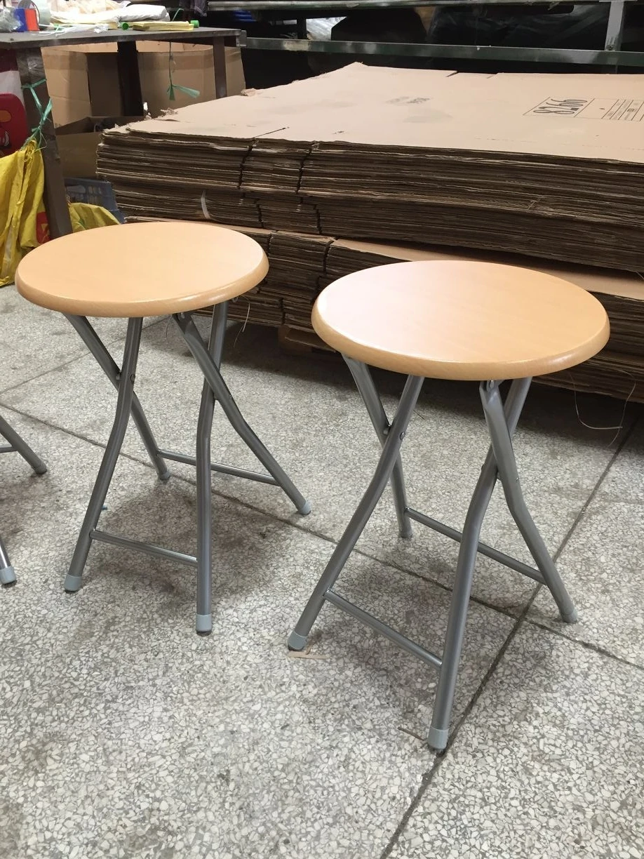 Round Folding Chair - Portable and Lightweight Seating