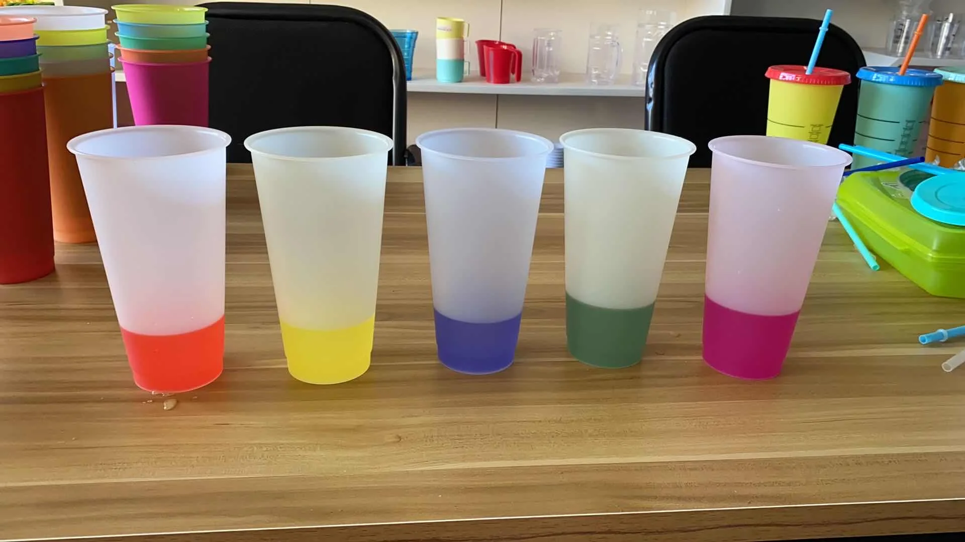 Hot Selling 16oz 24oz No Color Changing Plastic Cups Black Colors Water ...
