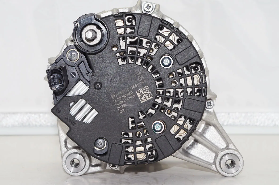 令人敬畏的m274.920 M274.910 0125812064 A0009069305 0009067703发电机发电机奔驰 ...