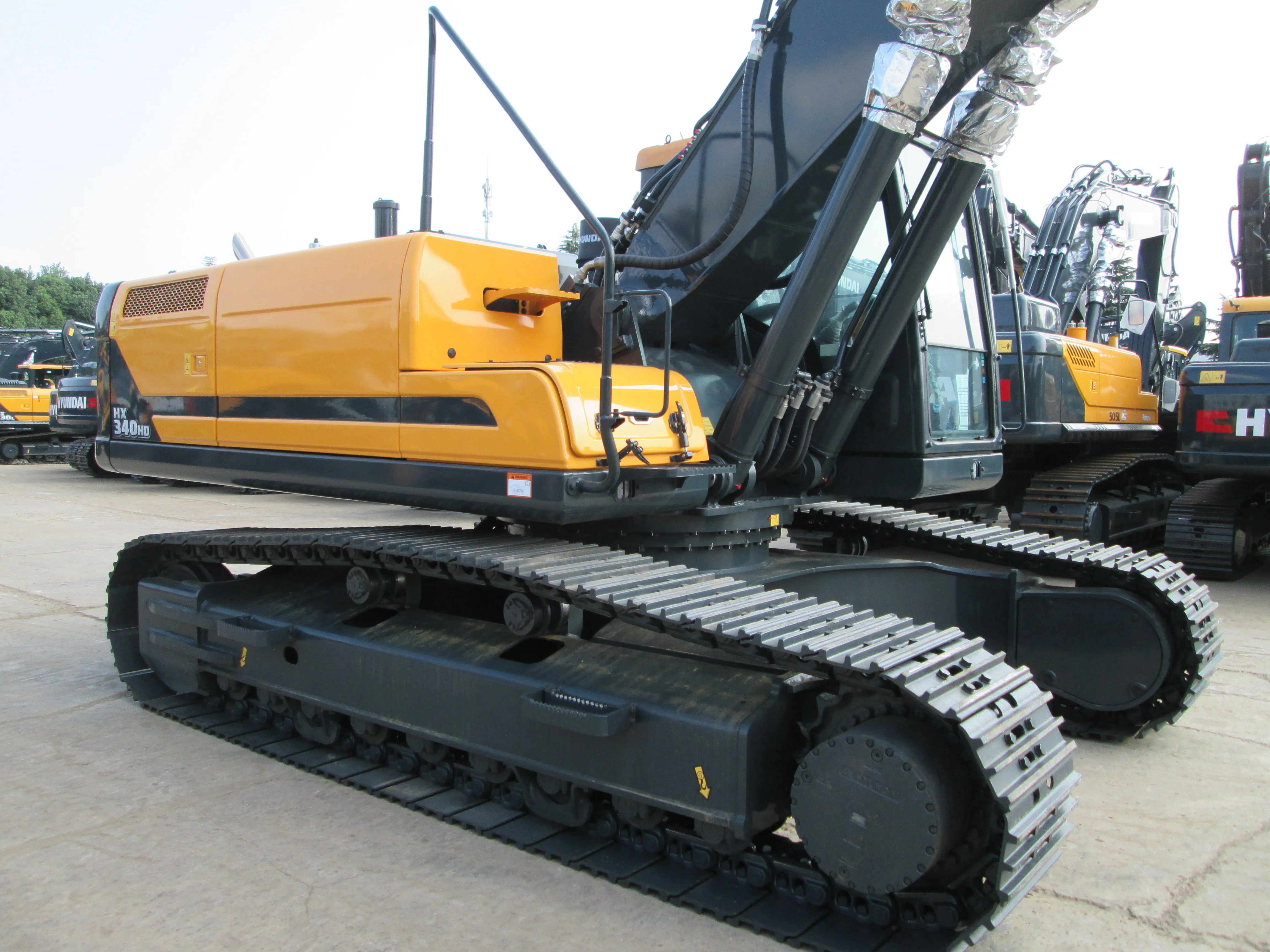 Large Crawler Excavator Hx340hd New Excavator Popular In Turkey 30ton ...