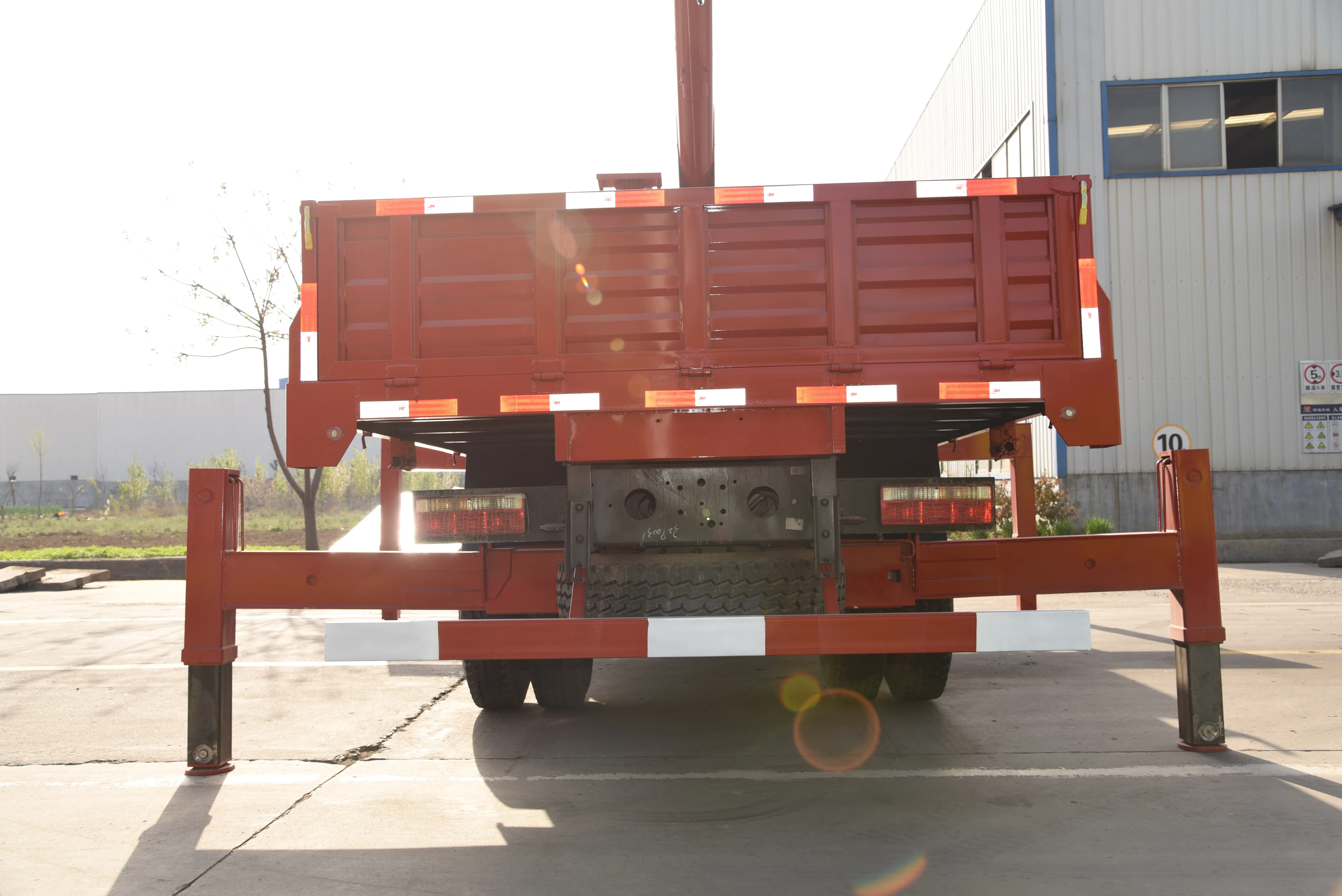 Mobile Crane Type 8 Ton Lift Weight Hydraulic Straight Boom Truck ...