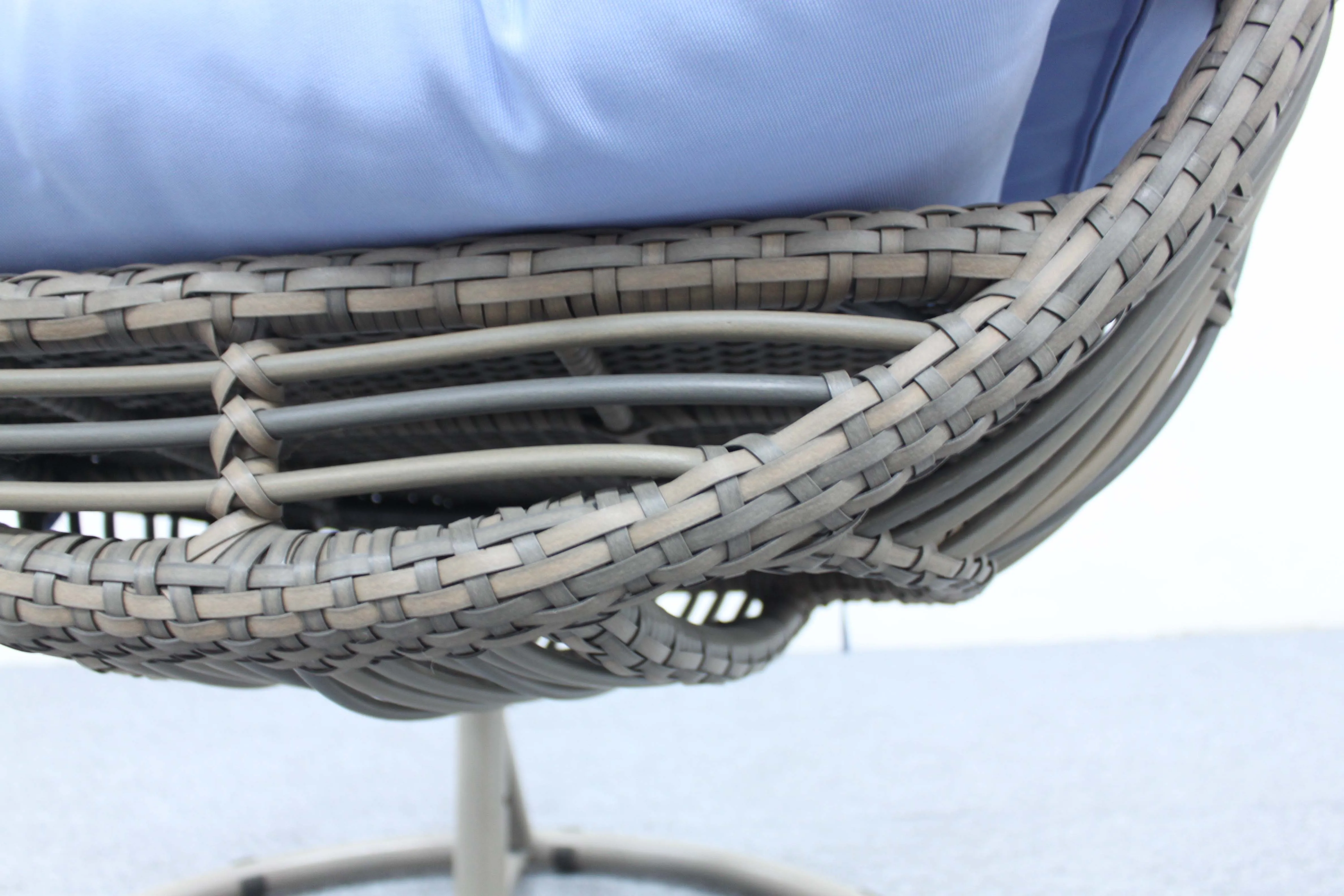 Modern Outdoor Hanging Daybed Swing Bed with Waterproof Cushion ...