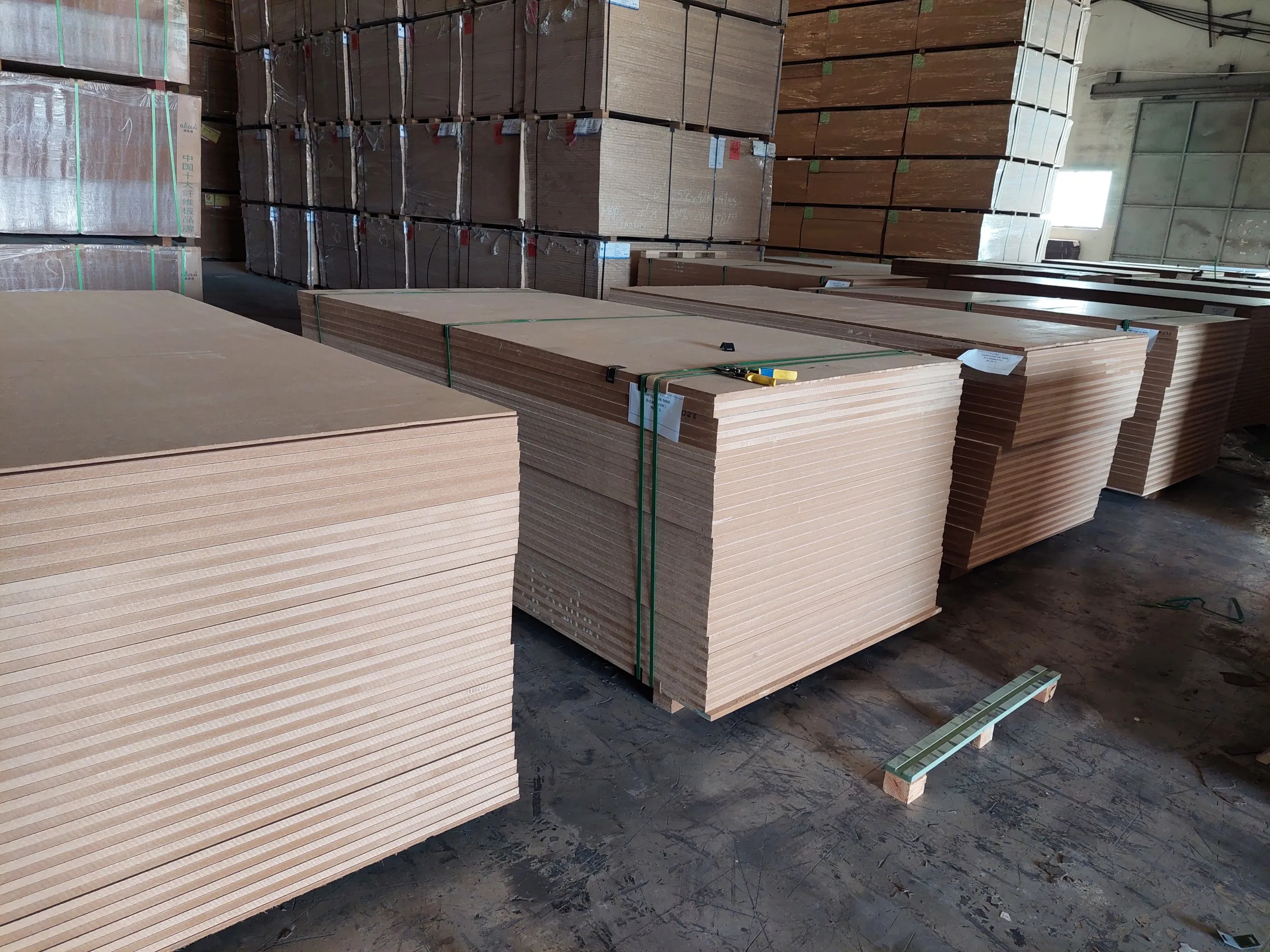 Wholesale Mdf Board Medium Density Fiberboard Raw Board Mdf Carb P2 E1 ...
