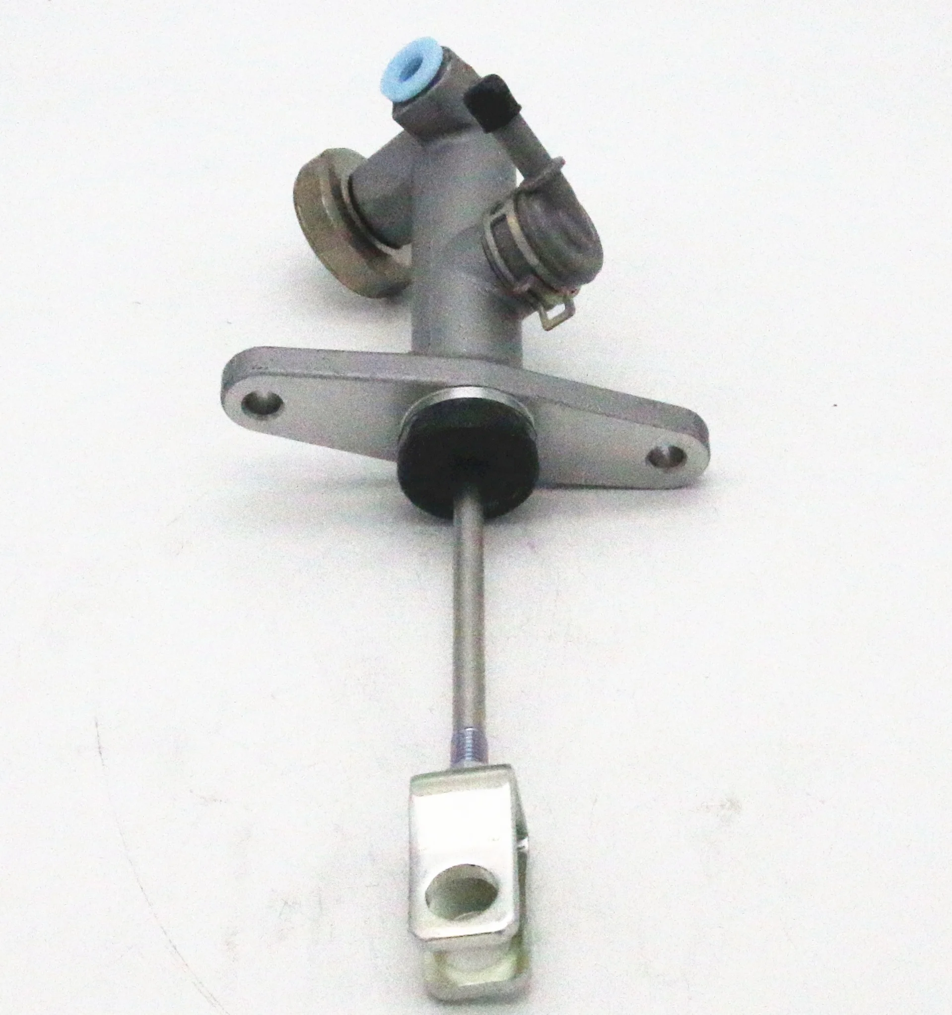 Genuine ISUZU Clutch Master Cylinder Assembly - Reliable Performance