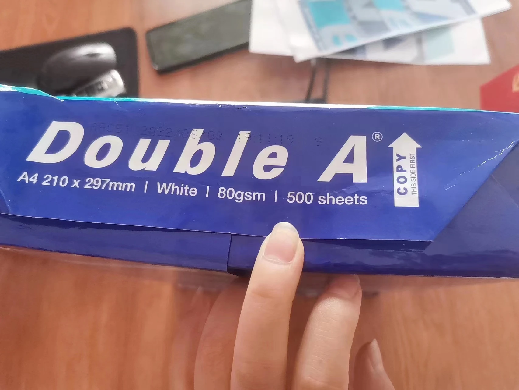 White Office A4 Paper Sold In One 80gsm 70g Copy Paper/adhesive Paper ...