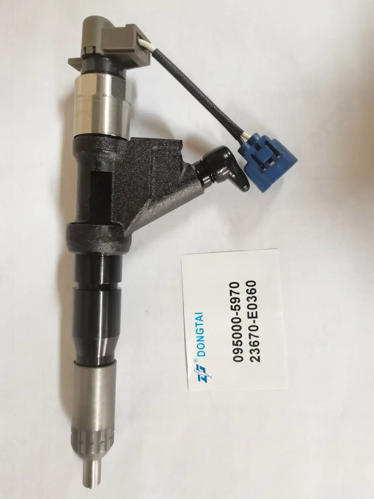 Diesel Fuel Engine Injector 23670-e0360 095000-5970 095000-5971 095000 ...