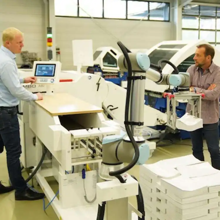 Ur10e Collaborative Robot Arm with Vacuum Gripper