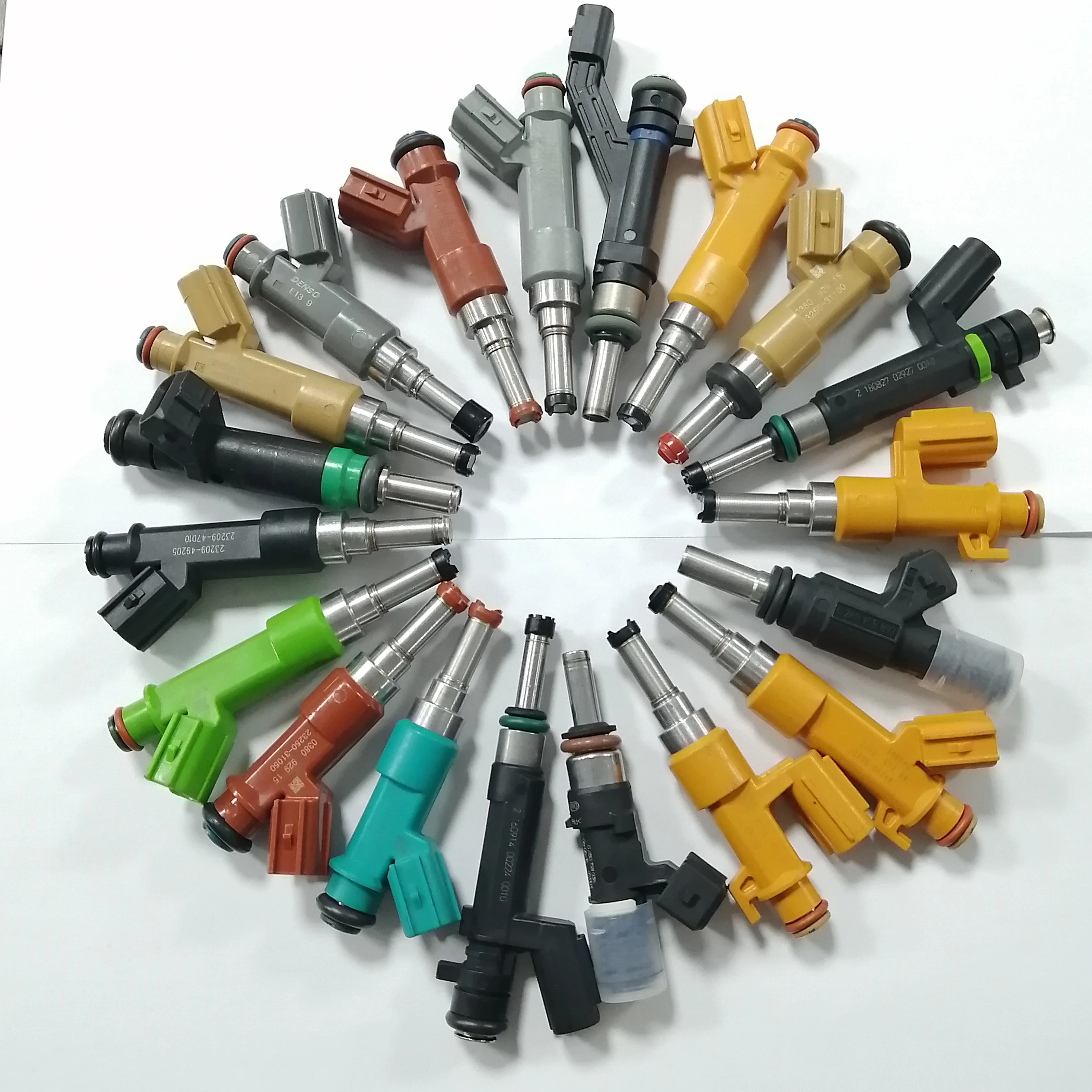 Fuel Injector Nozzle 0280158213 for Toyota Yaris Mk3 1.3L