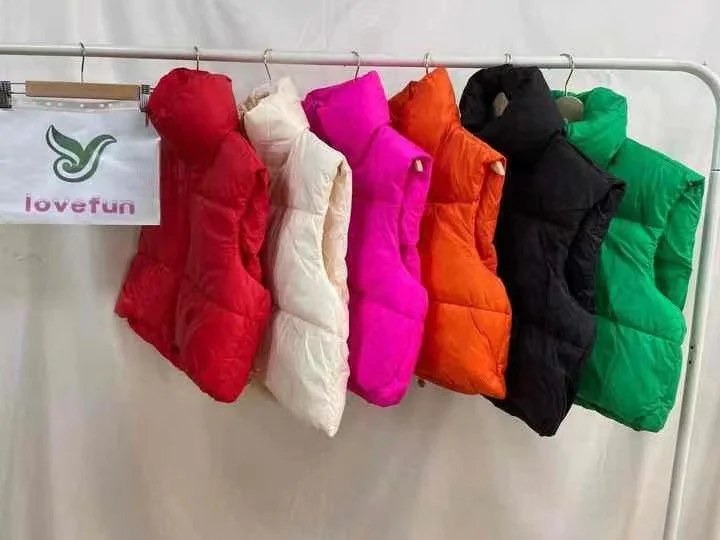 Custom Women Puffer Bubble Crop Vest Coats Puff Ladies Jackets Coats ...