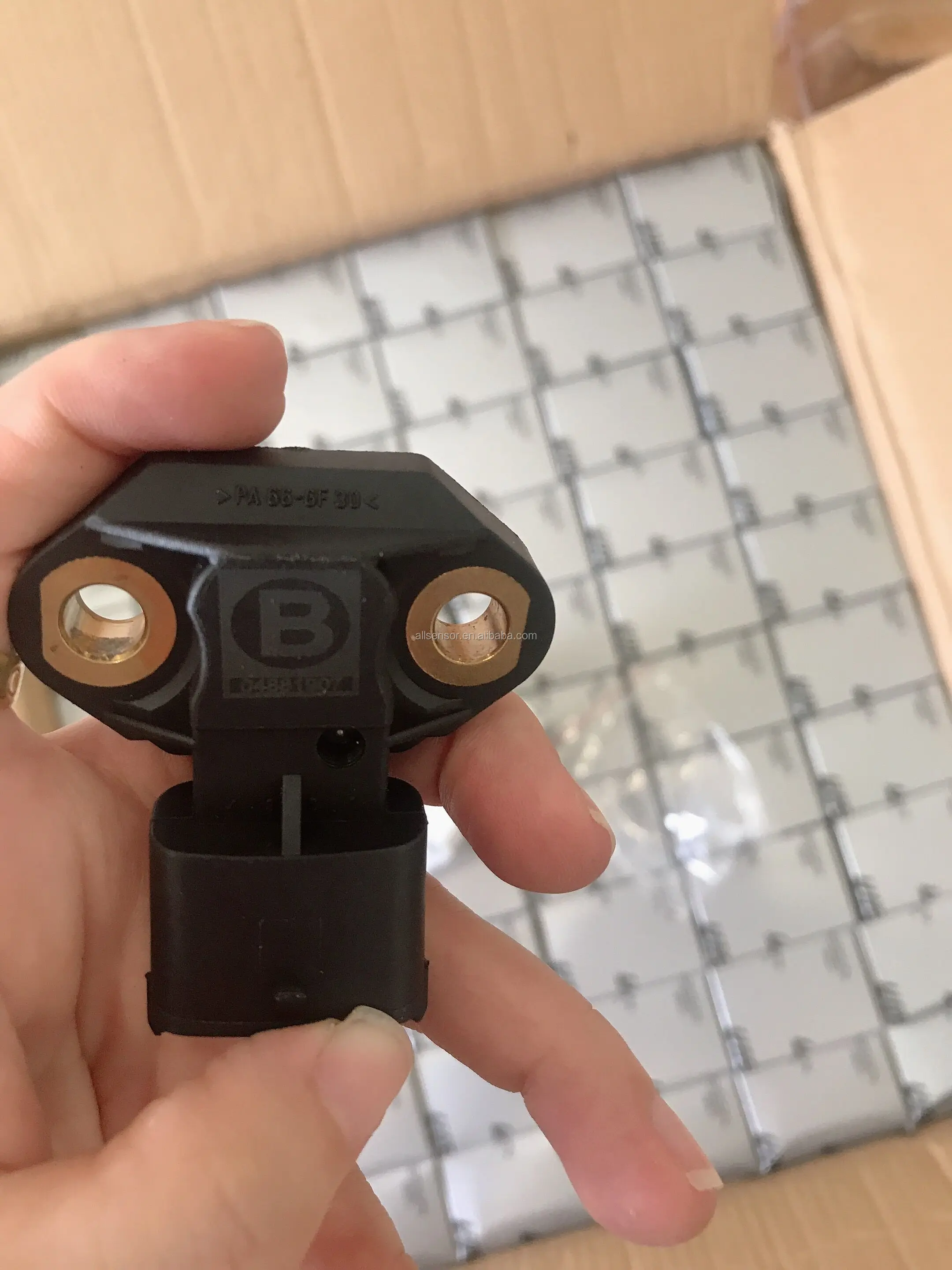 0041531828 0041531928 0281002244 A0041531828 Air Intake Pressure Sensor ...