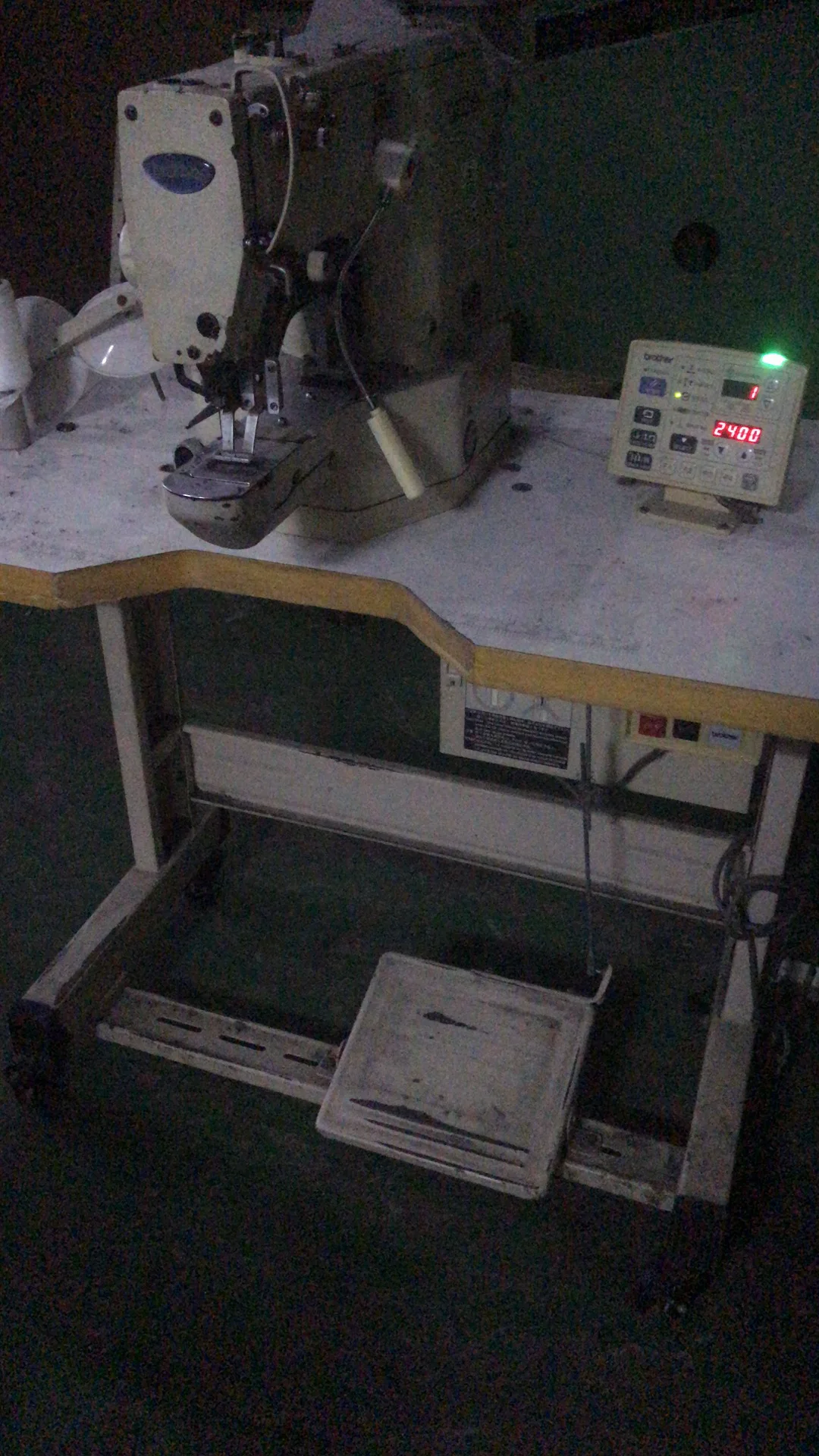 二手兄弟 430d Lockstitch Bar Tacker - Buy 框架 Tacker，电动 Tacker，快速订钉 Tacker ...