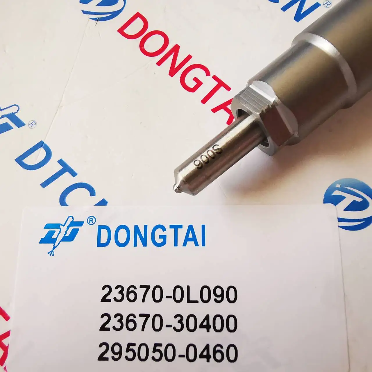 Common Rail Fuel Injector 23670-0l090 23670-30400 23670-09350 23670 ...