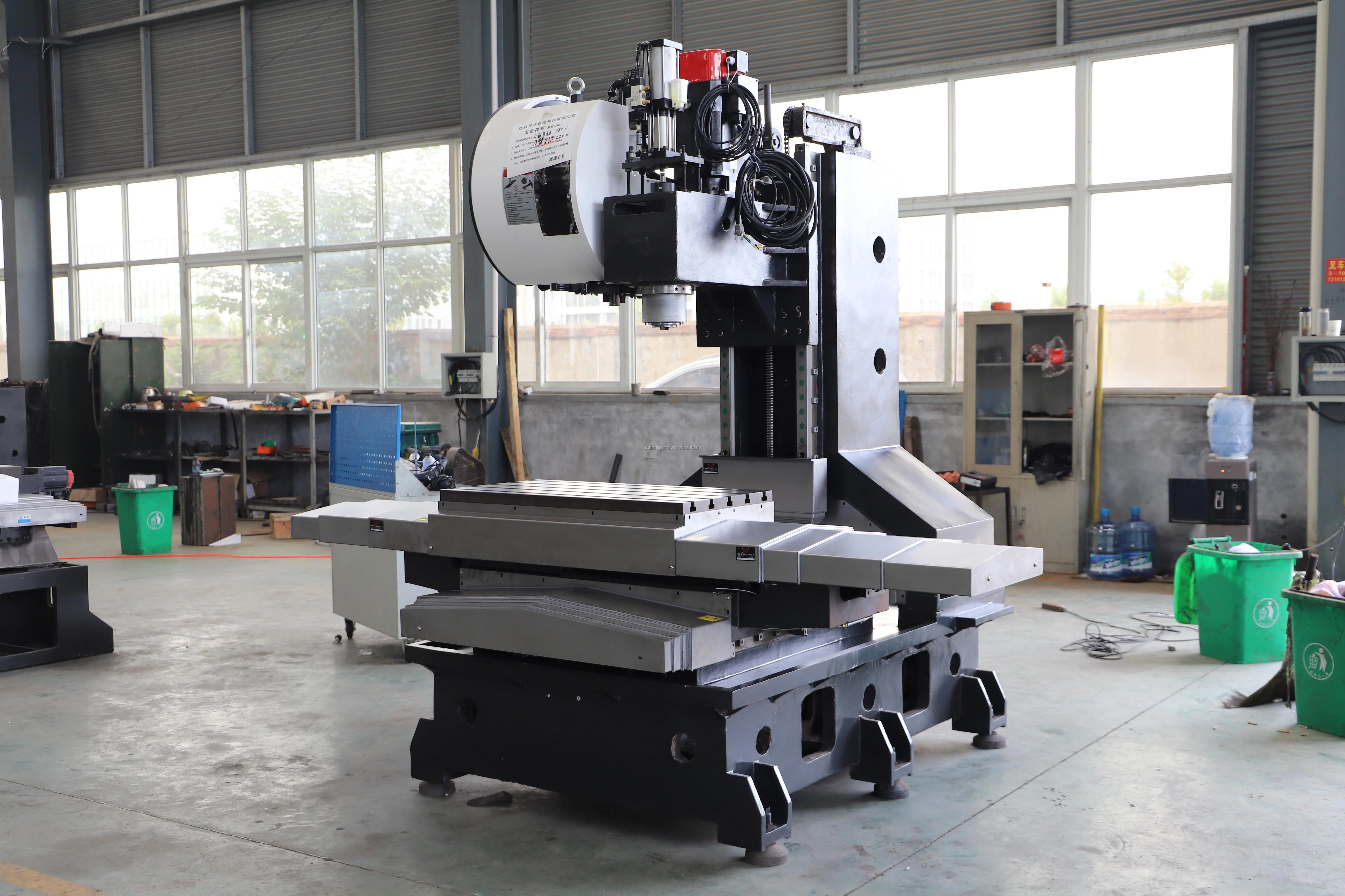 Xk7124 3 Axis Vertical China Cnc Milling Machine With Nsk Bearing - Buy ...