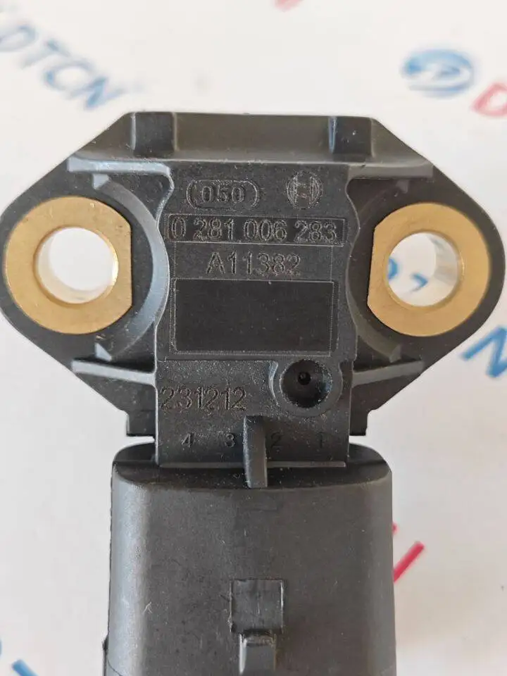 Fuel Oil Pressure Sensor 0281006282 0281006283 0281002246 0281002247 ...