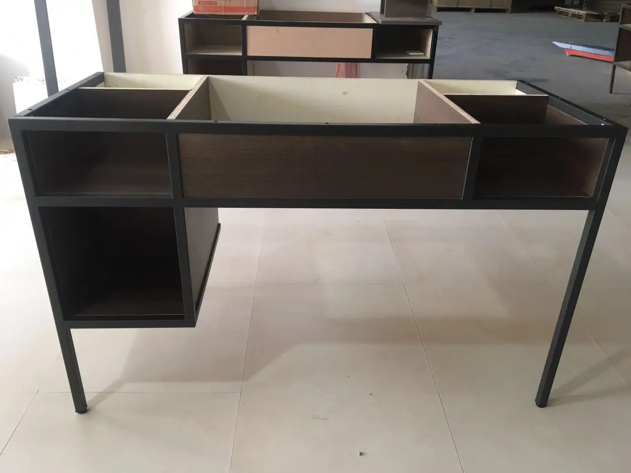 Hampton Inn Hotel Bathroom Vanity - Modern & Durable