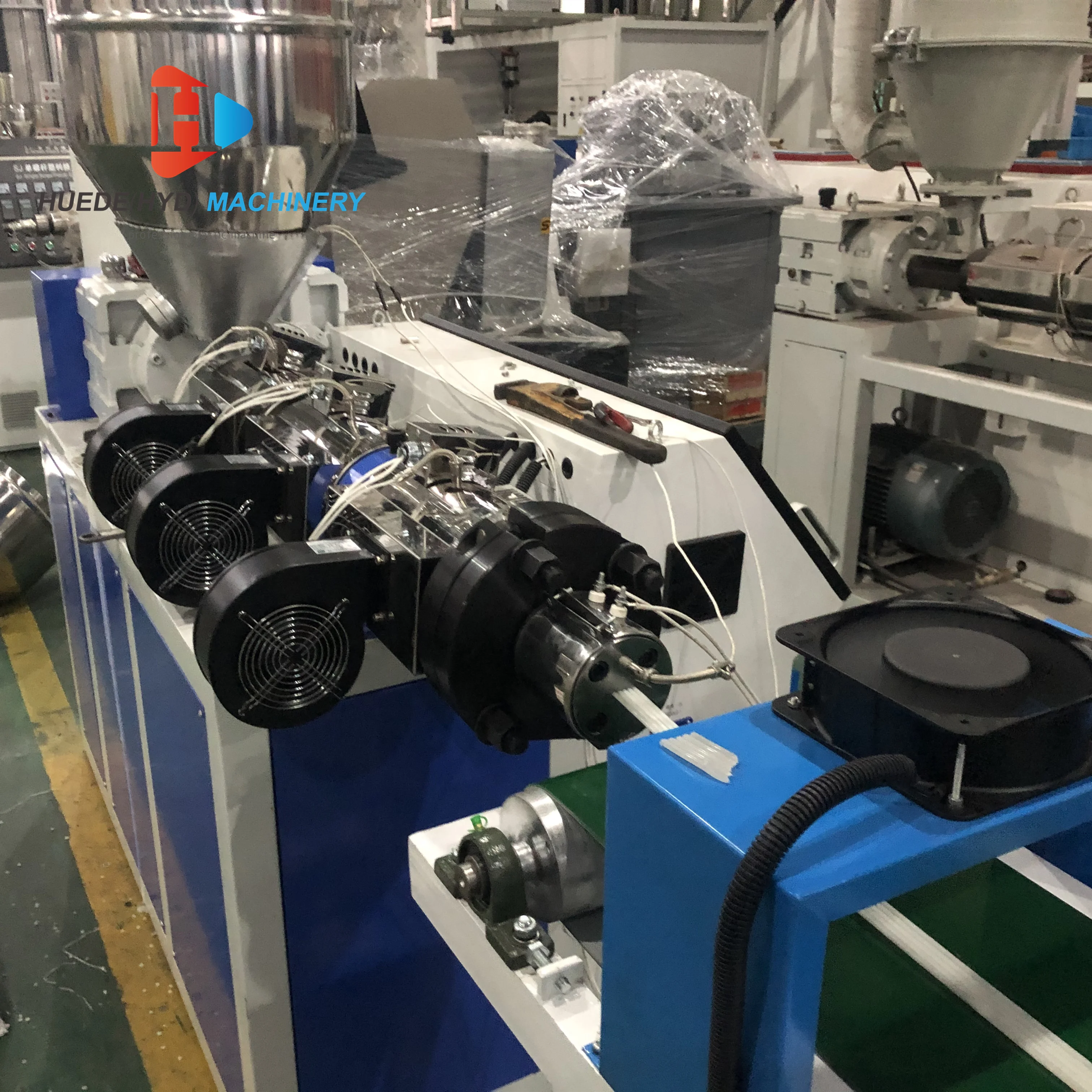 Pe Wax Screw Extruder Wax Strip Extrusion Machine by HUYIDE