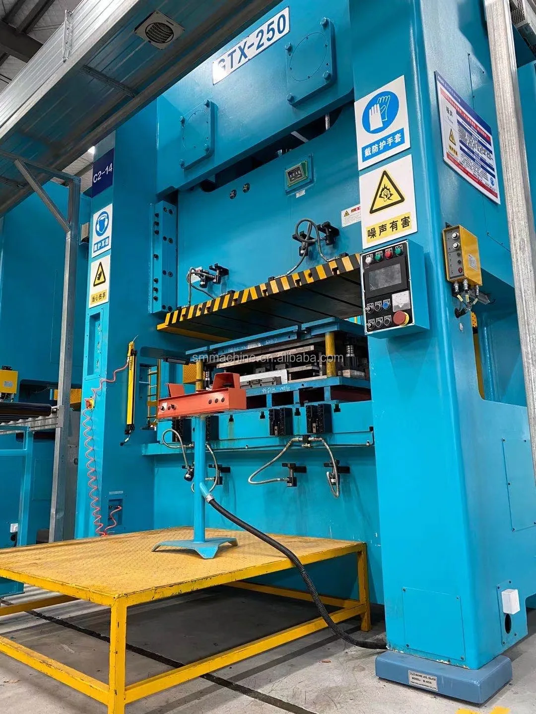 Used CHIN FONG Automatic Pressing Pneumatic Pressing Machine GTX-250 250TON