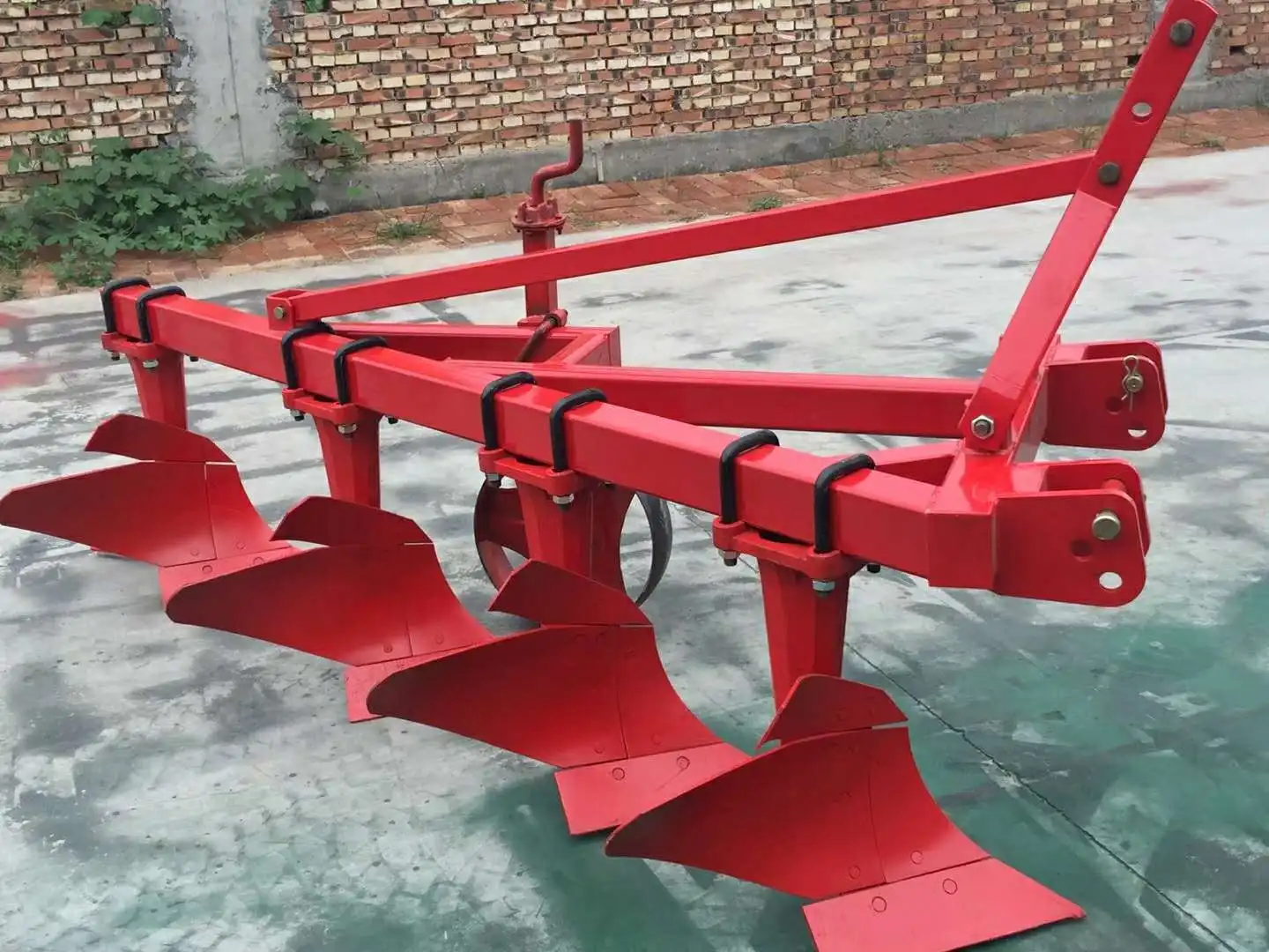 Farm Machinery - Moldboard Plow (share Plough) - High Productivity