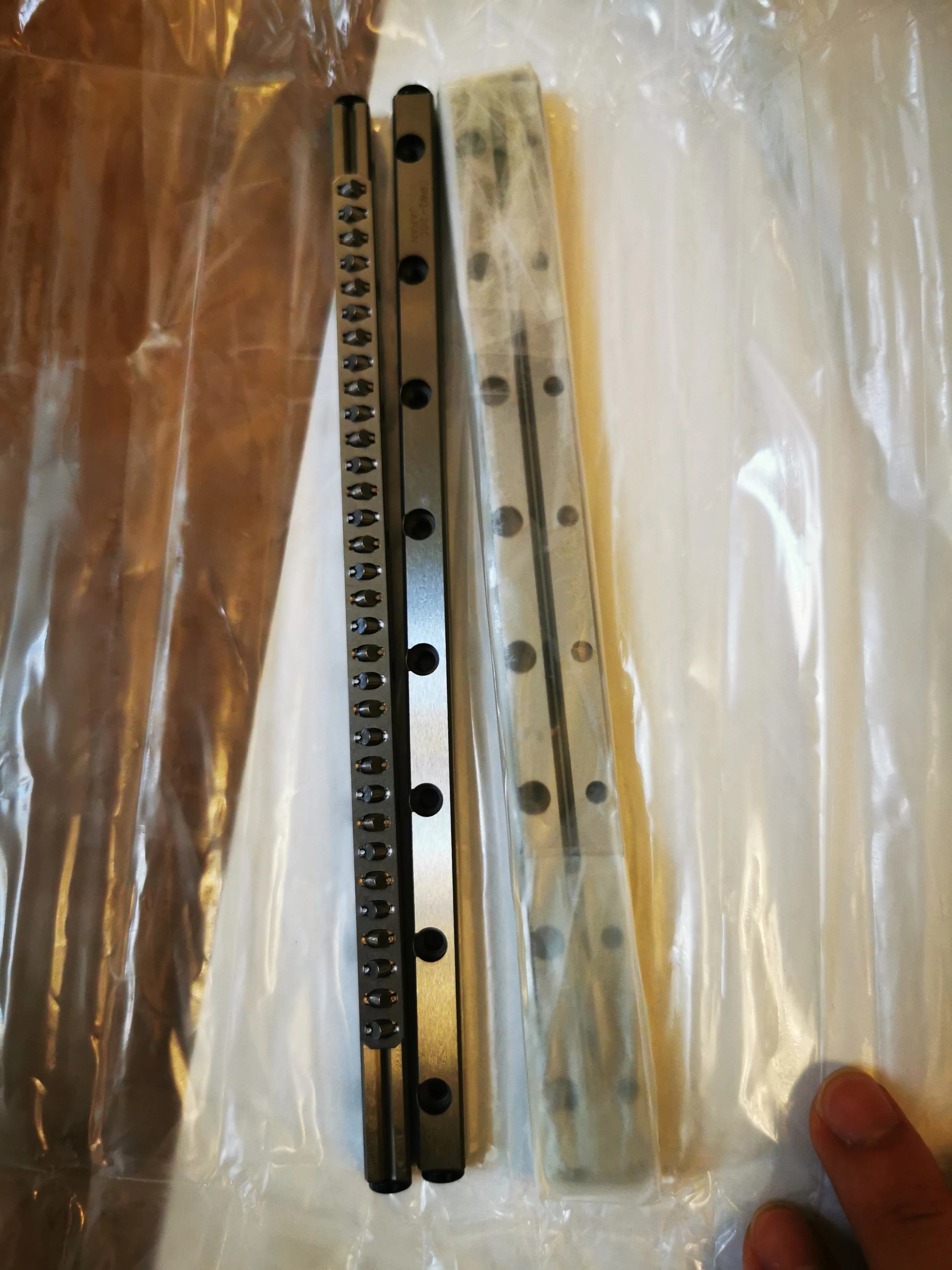 IKO Linear Guide Rail - Anti Creep Cage Crossed Roller Way