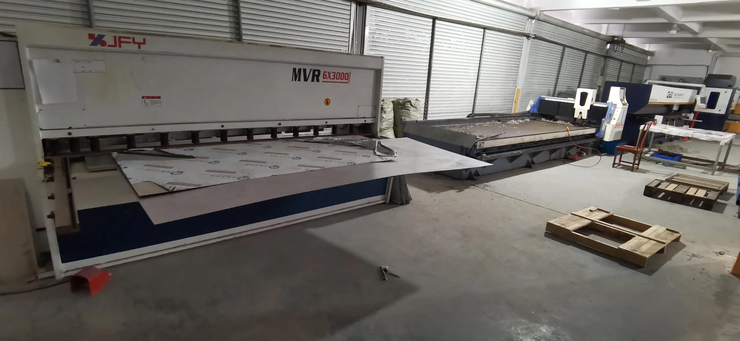 Hidden Recessed Tissue Box - Durable & Stylish Solution