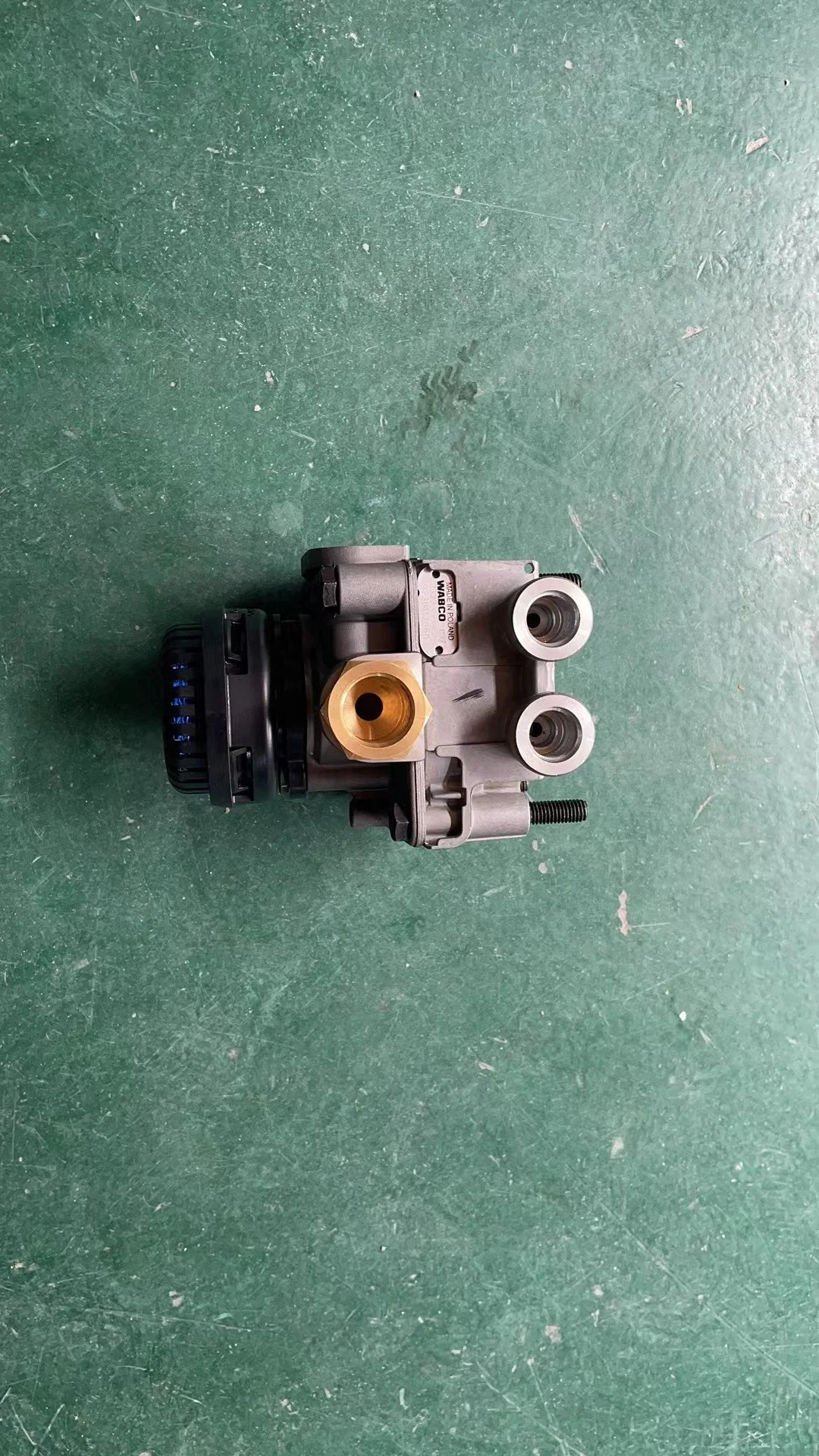 Original Wabco 9730112060 5010260705 1518270 25328737relay Valve Kamaz ...