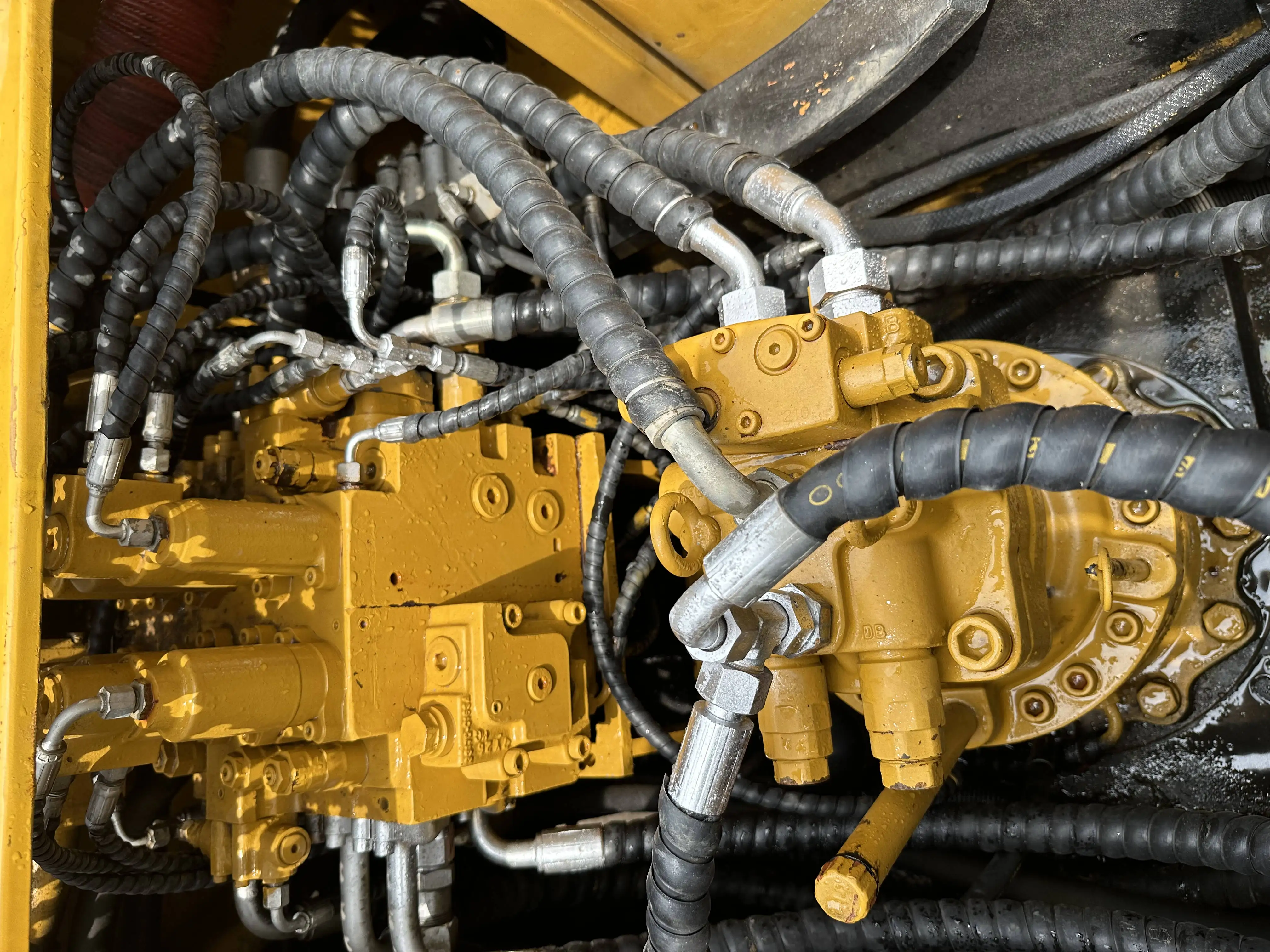 Cheap Sany Sy215 21 Ton Fairly Used Excavators For Sale In China - Buy ...