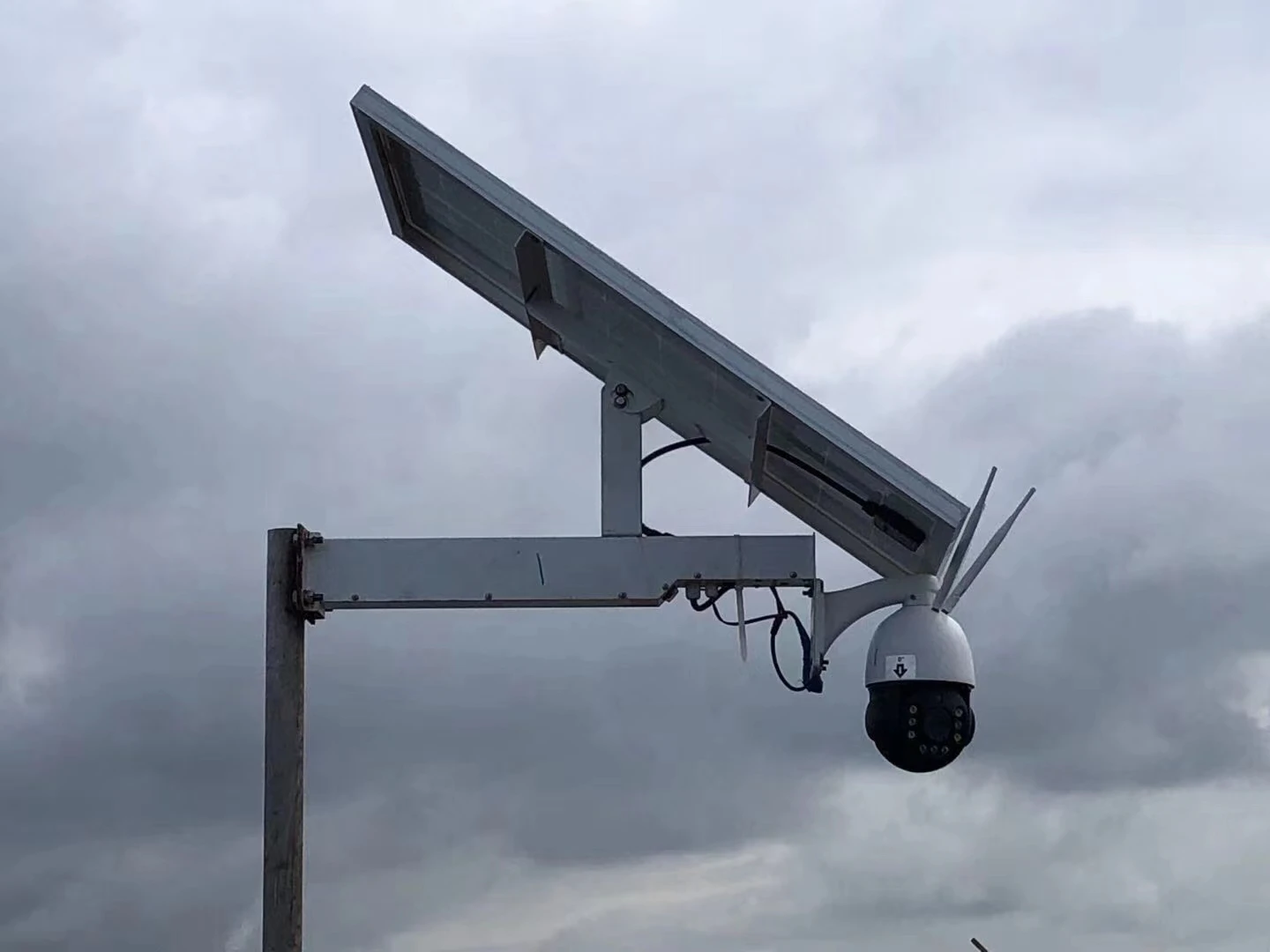 4g Solar Powered Camera System Accessories With 50w 70w Solar Panel 12v ...