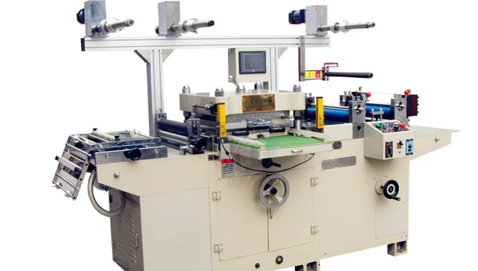 Label Foam Sticker Flatbed Die Cutting Machine With Sheeting Conveyor ...