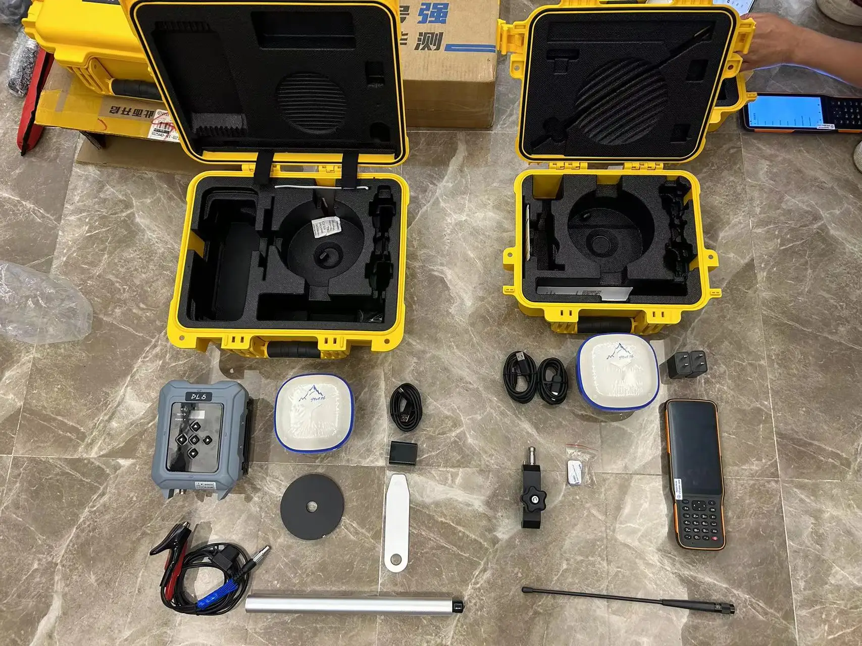 Chcnav I73+ X6 Gnss Receiver With Um980 And 1408 Channels Gps Rtk With Imu Gnss Rtk I73 Gnss Rtk ...