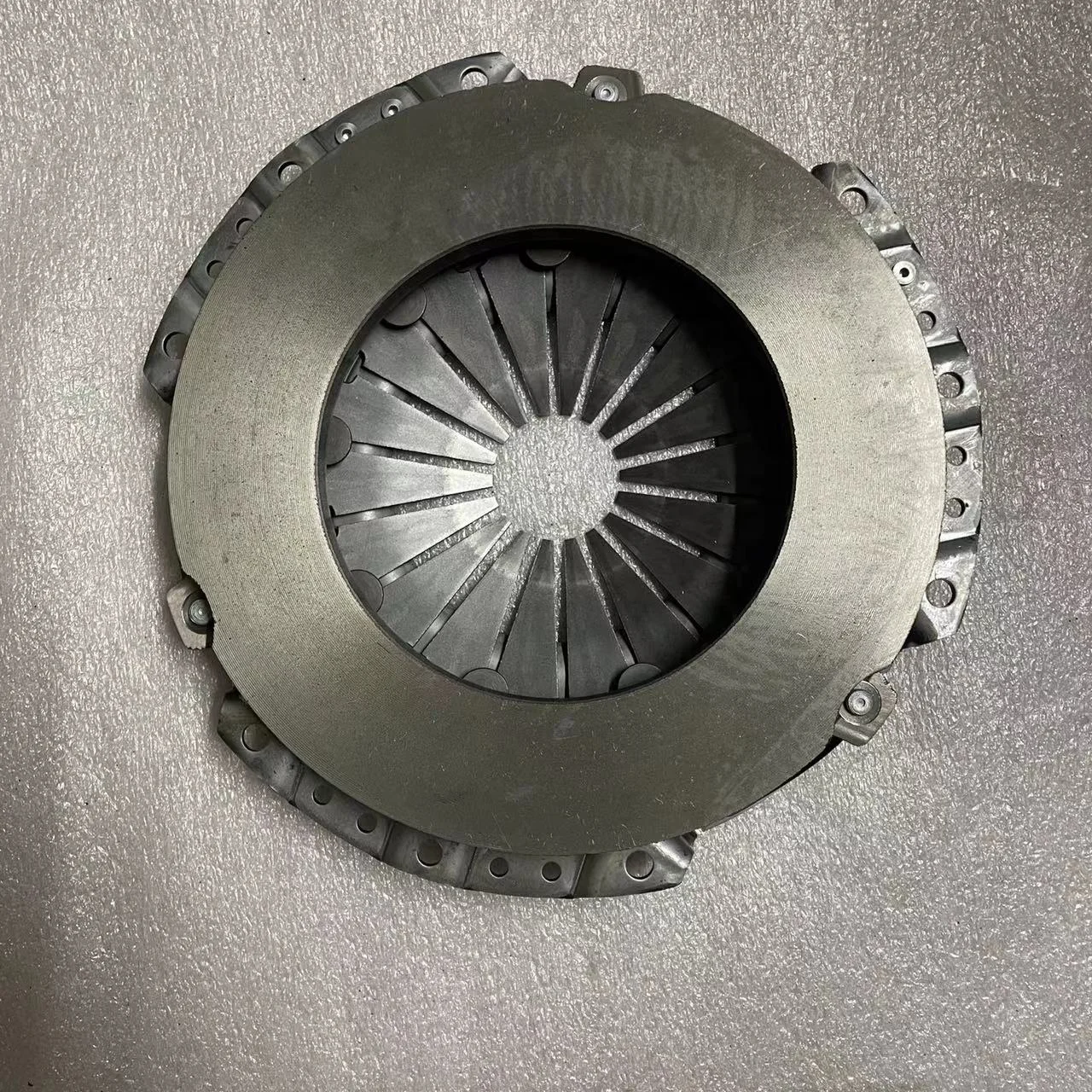 Clutch Pressure Plate For Hyundai Starex 41300-4a020 41300-4a040 41300 ...