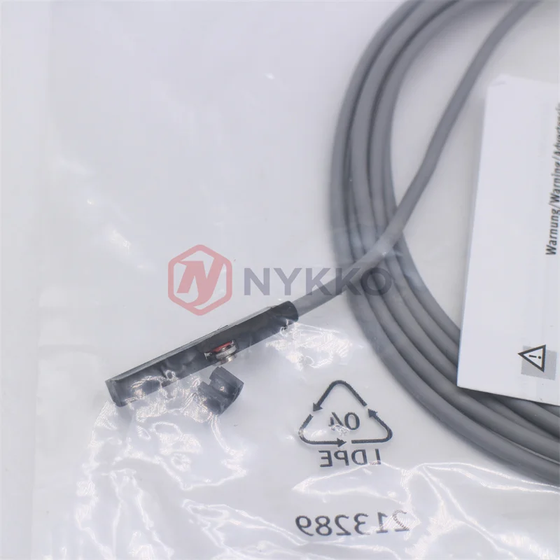 Original New Sme-8m-ds-24v-k-2.5-0e Sensor - Buy Sme-8m-ds-24v-k-2.5-0e ...