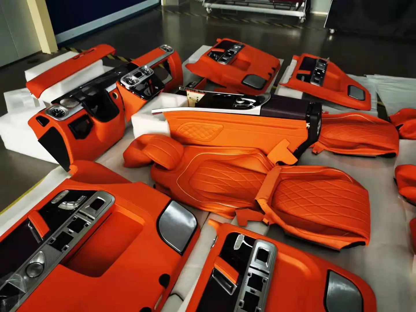 Hot Sale G-class G Wagon Interior Kit With Lcd Screen 2002-2018 G500 ...