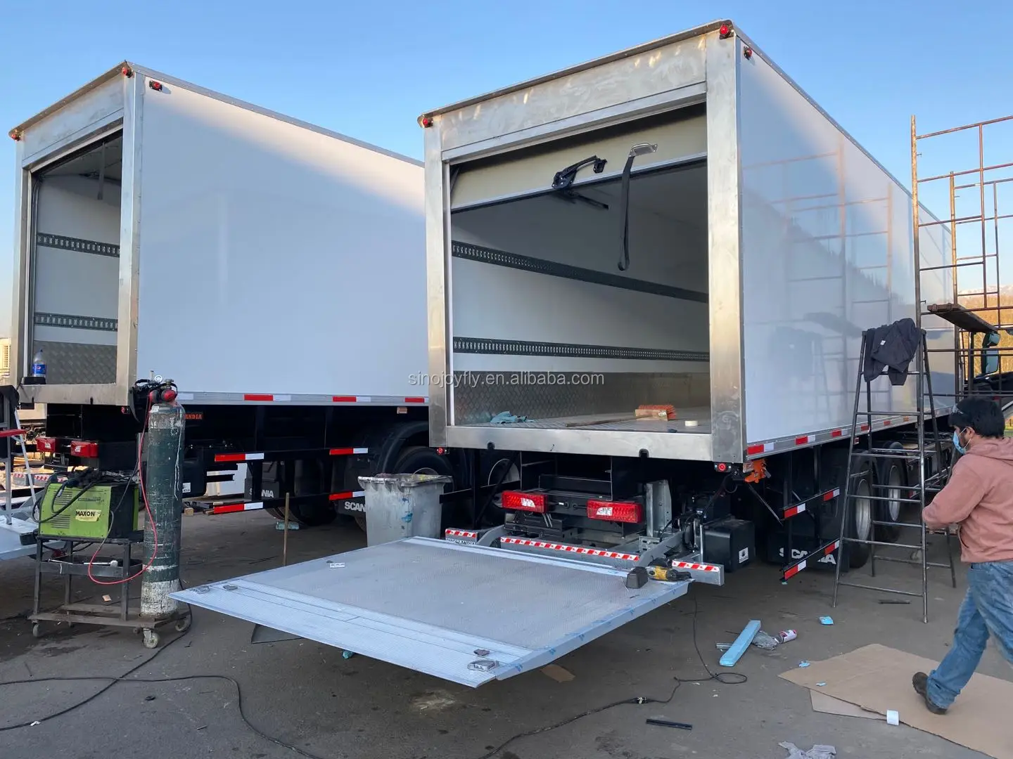 Sliding Door Truck Body - Buy Sliding Door Box,Door Truck Body,Side ...